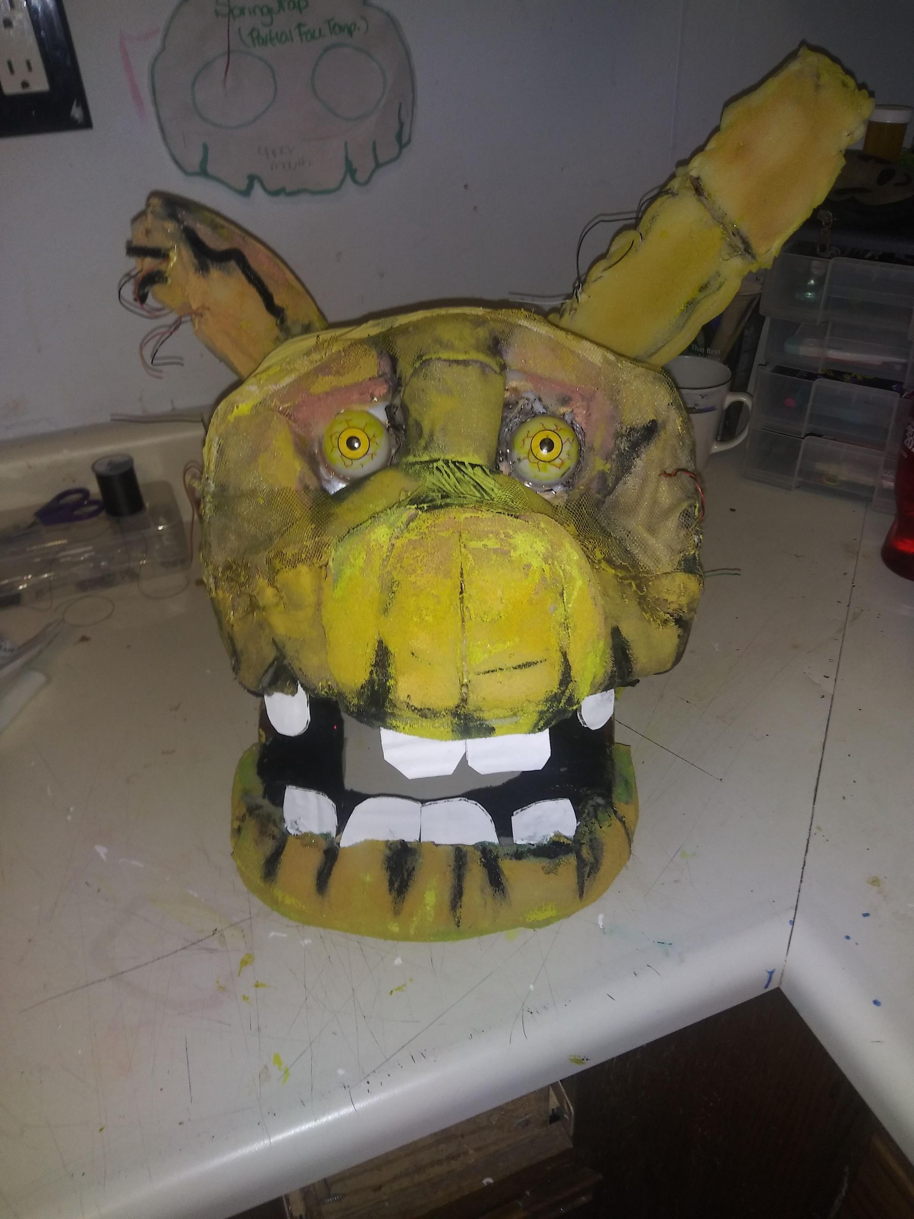 DIY FNAF Spring Trap Full Costume : 4 Steps - Instructables