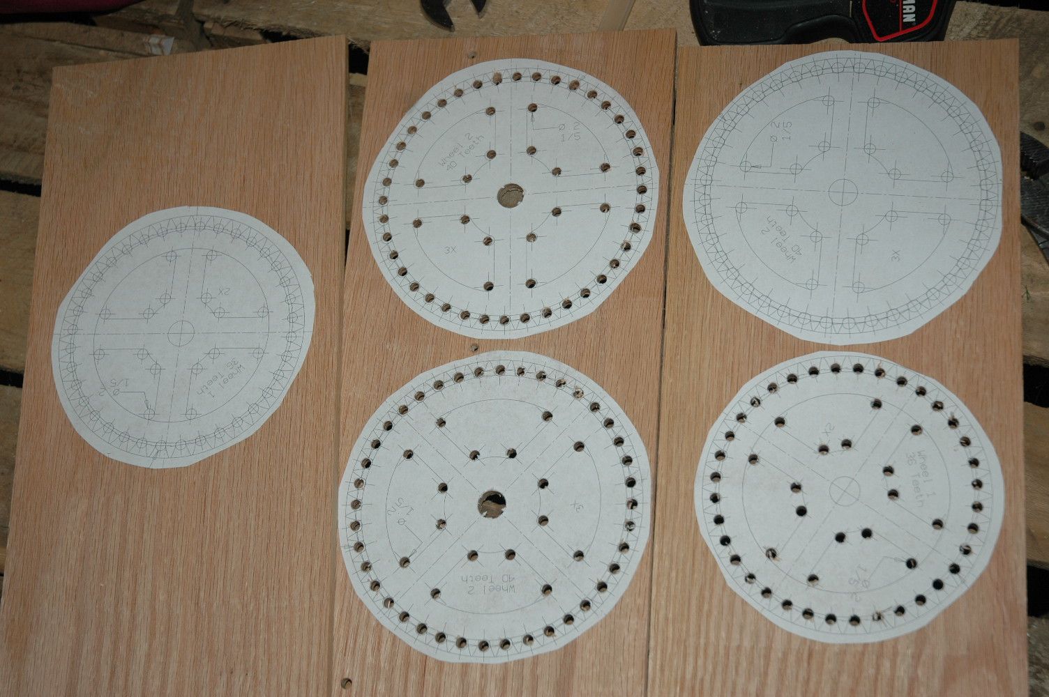 Wooden Gear Clock : 9 Steps (with Pictures) - Instructables