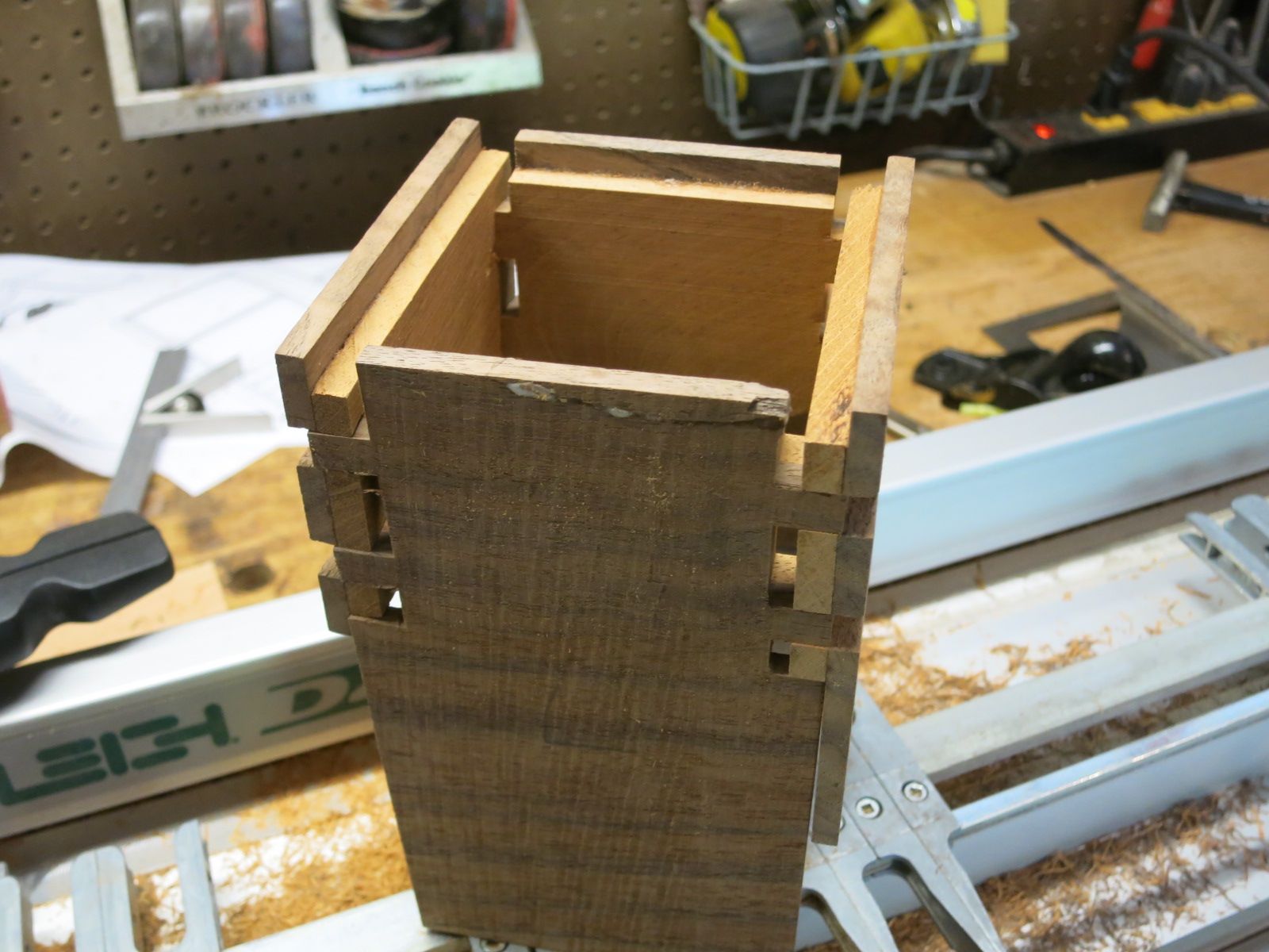 MTG Ultimate Deck Boxes : 8 Steps (with Pictures) - Instructables