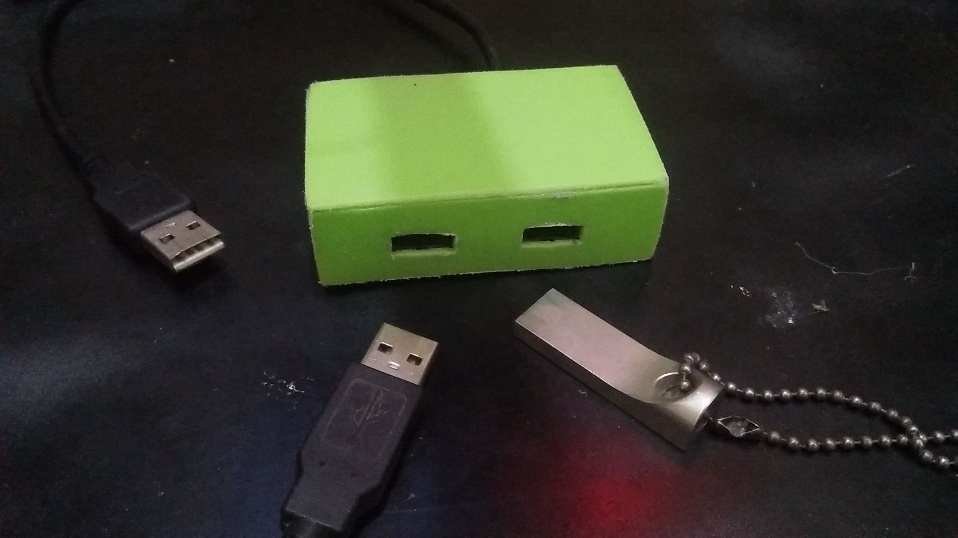 Making USB Hub From Old Keyboard 🔰♻ : 3 Steps (with Pictures ...