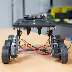 Easy Phone Controlled Rover : 7 Steps (with Pictures) - Instructables