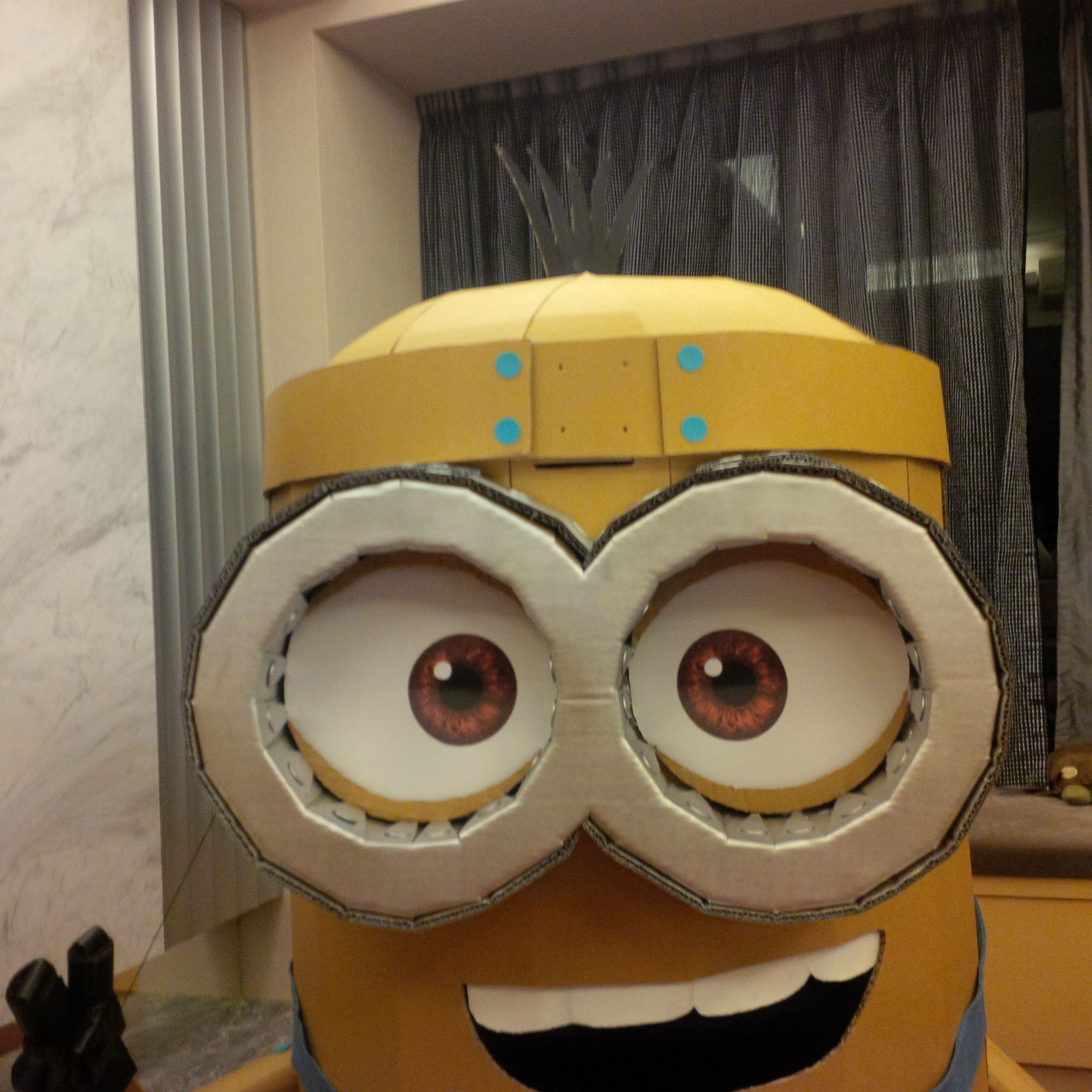 Cardboard Minion Halloween Costume (with Pictures) - Instructables