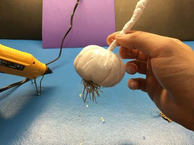 How to Make Fake Garlic With Plastic Bags : 6 Steps (with Pictures ...