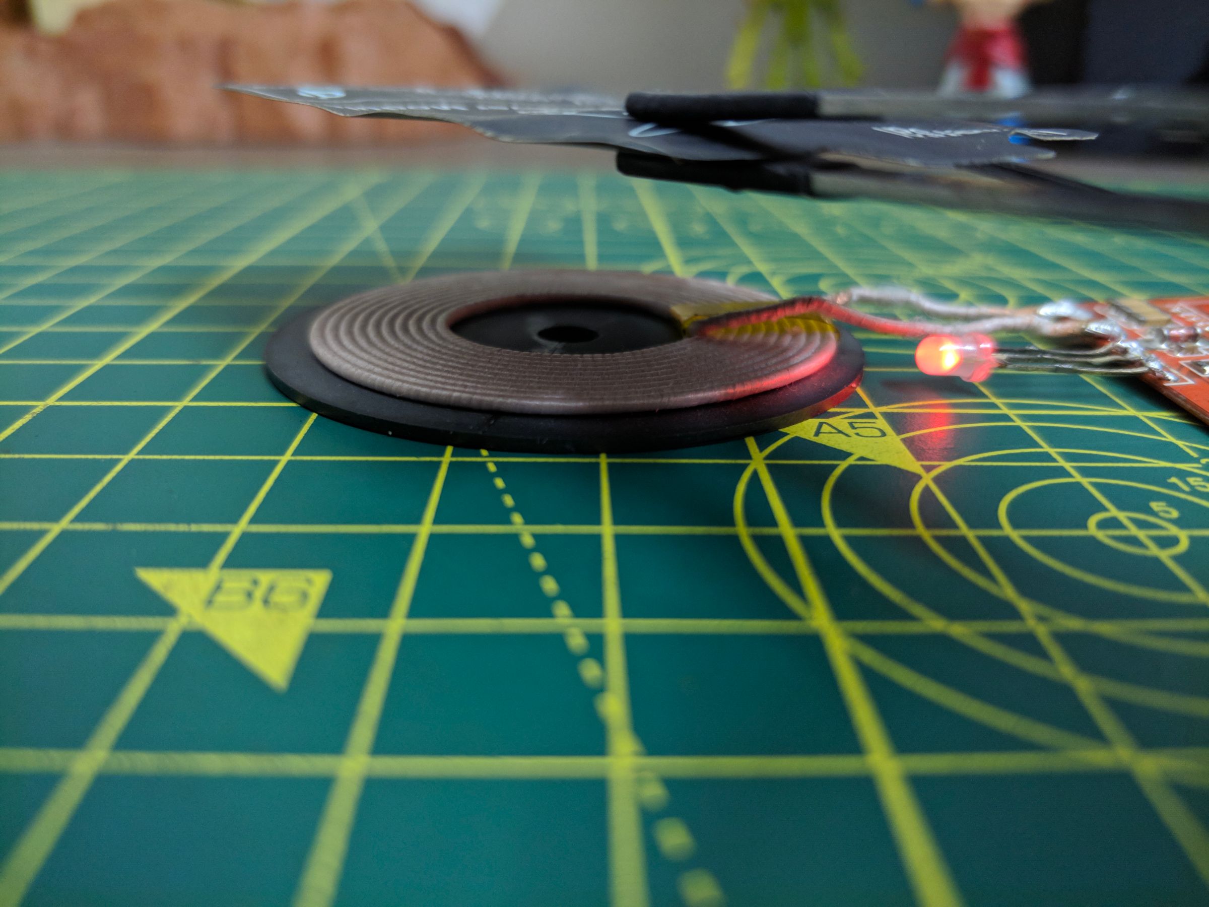 CUT THE CORD: DIY Qi WIRELESS CHARGING PAD AND STAND. : 26 Steps (with ...
