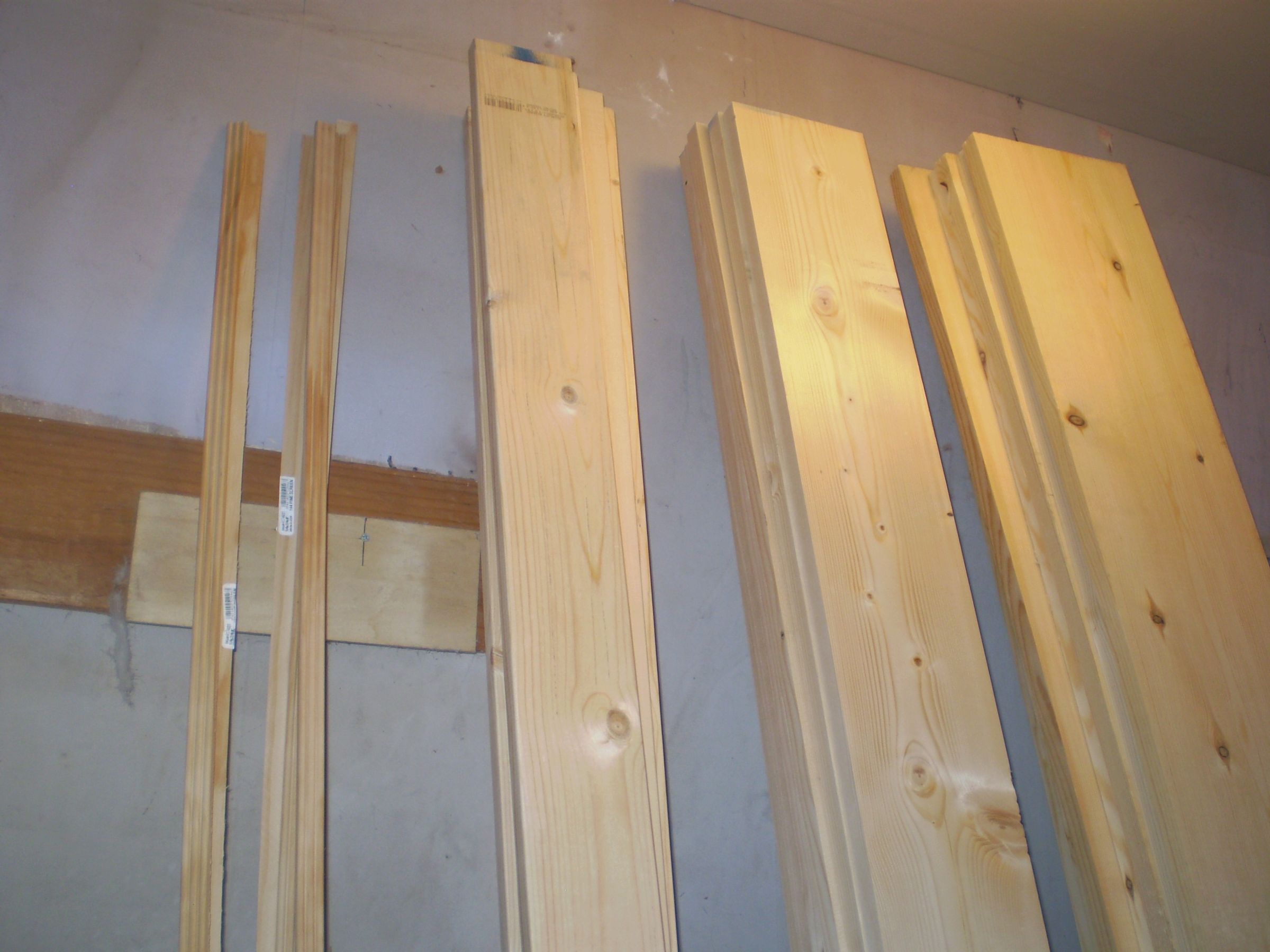 Make Crown Molding on the Cheap : 10 Steps - Instructables