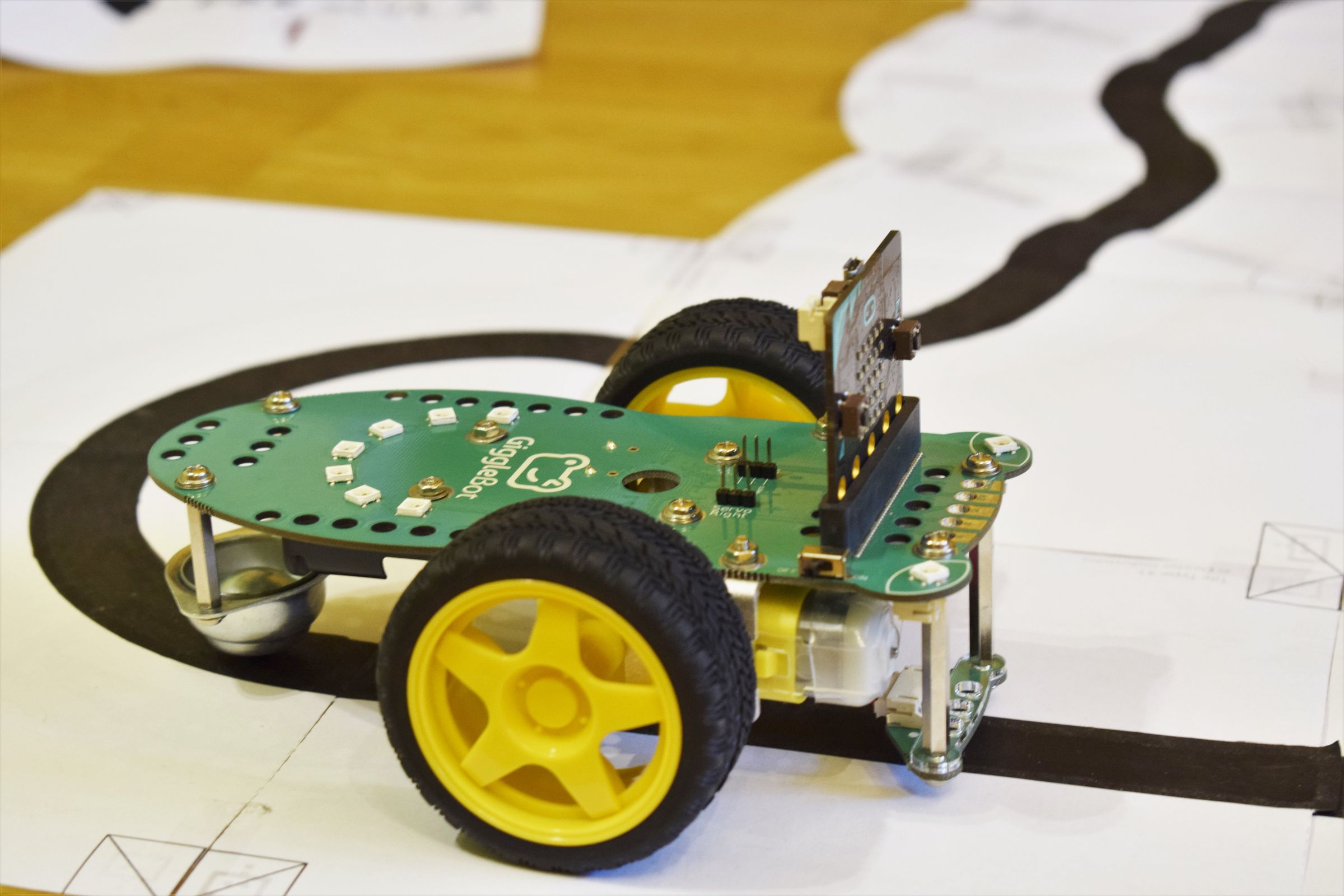 GiggleBot Line Follower Using Python : 5 Steps - Instructables