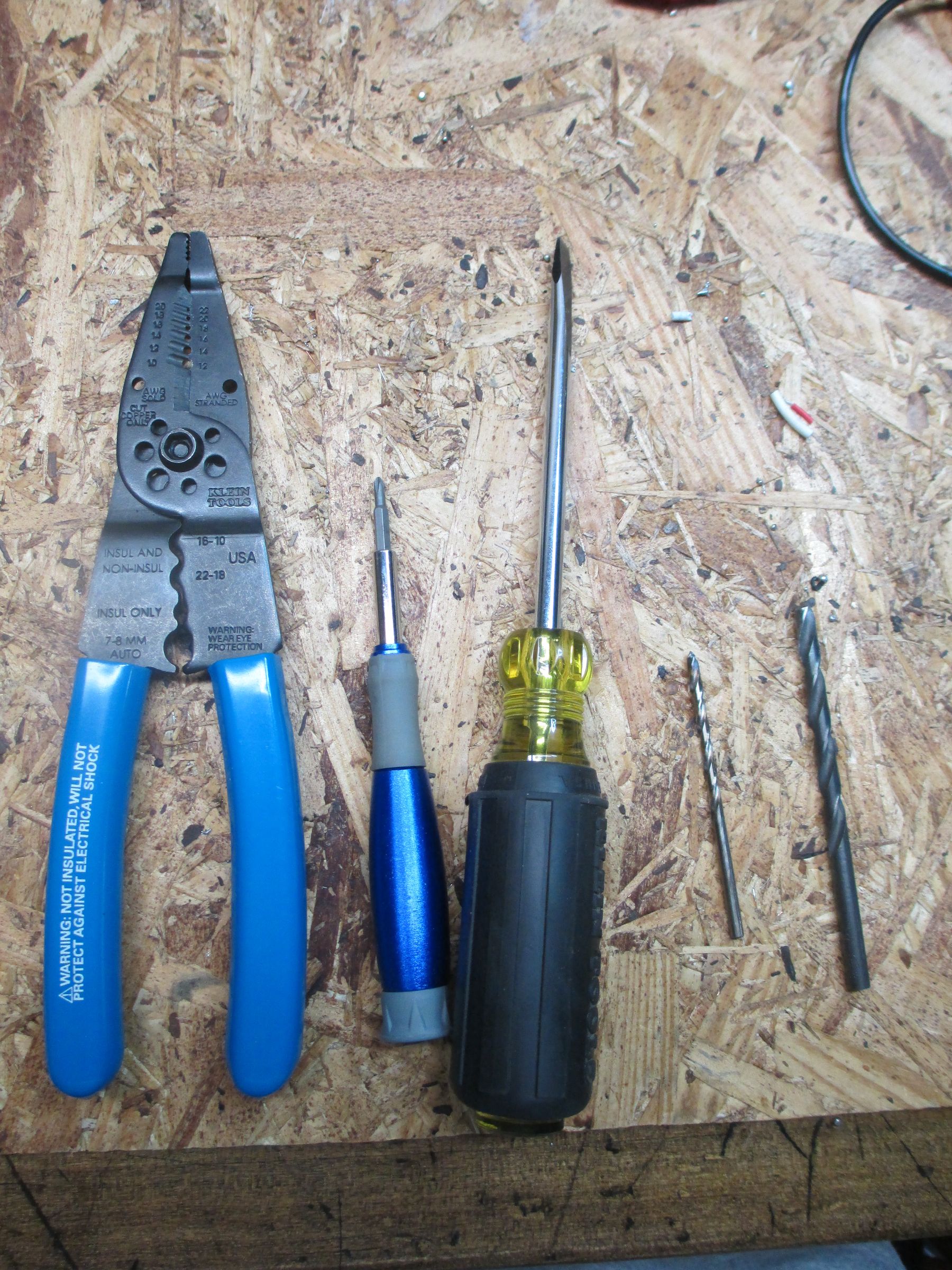 Traffic Light Control Mount and 120 VAC Connections : 7 Steps (with ...