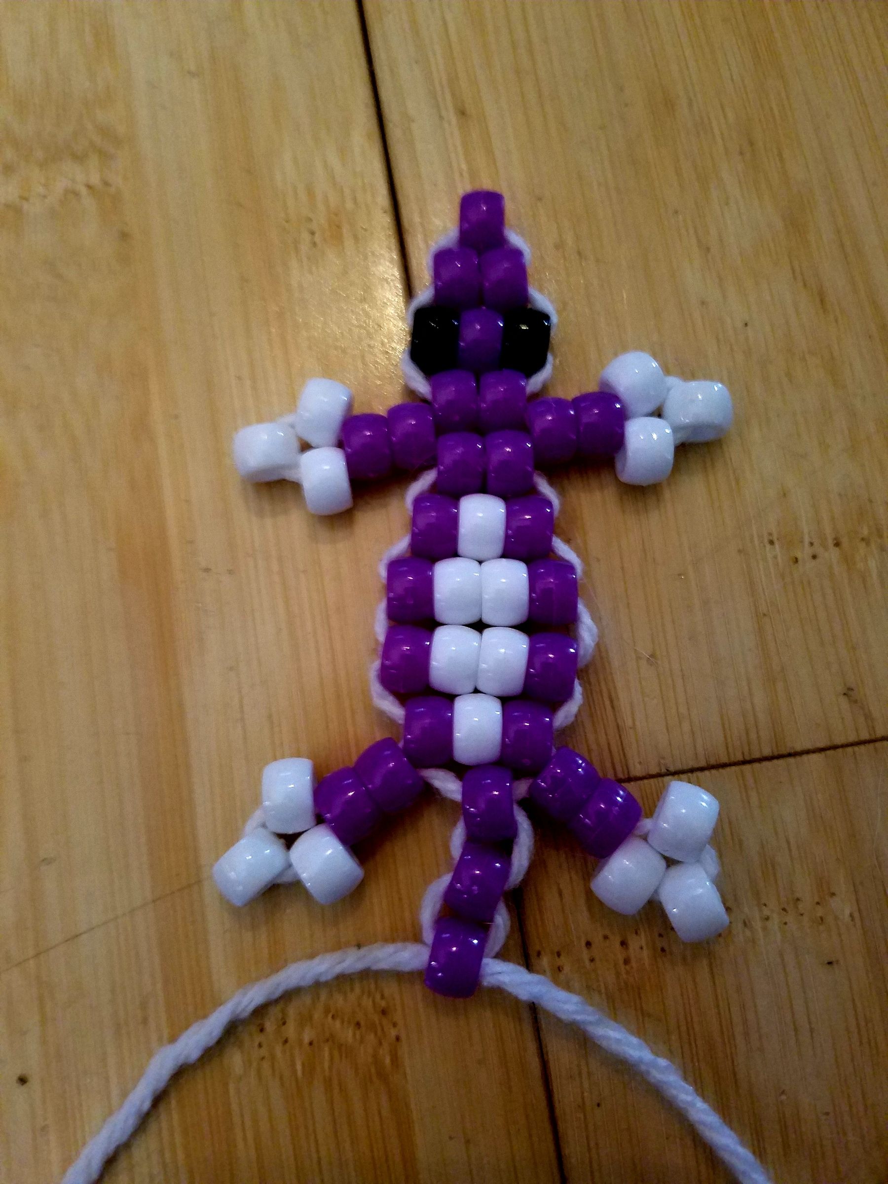 Lizard Keychain : 8 Steps - Instructables