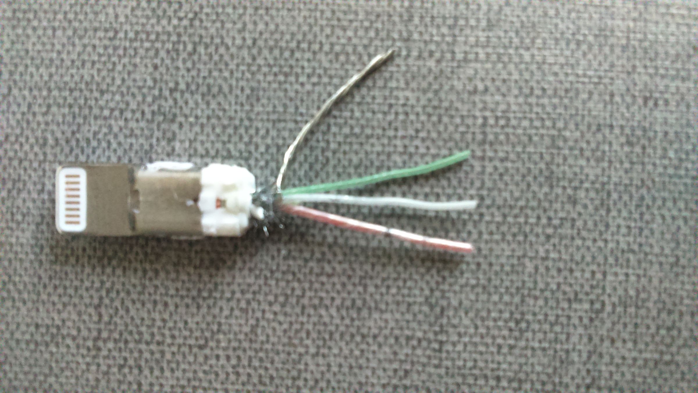 How to Fix the Cable Lightning Apple : 4 Steps (with Pictures ...
