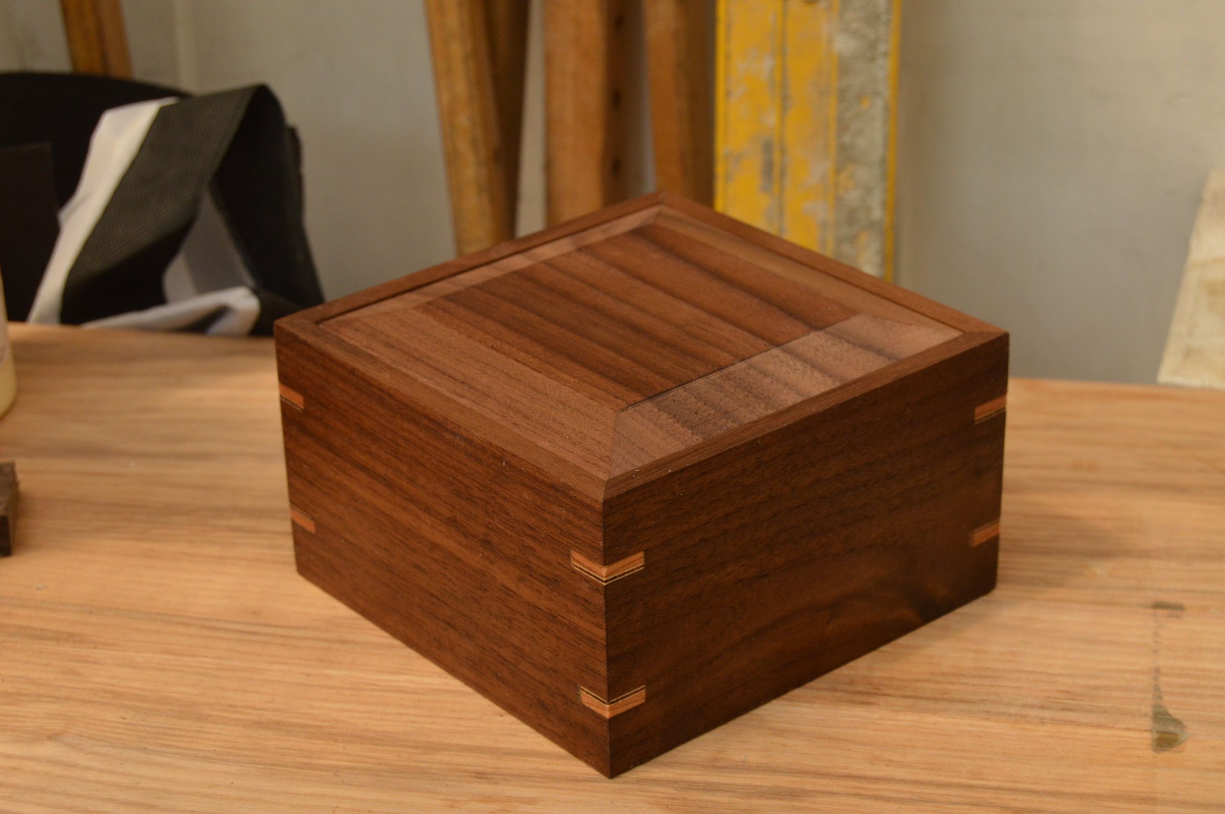 Handmade Walnut Box : 12 Steps (with Pictures) - Instructables