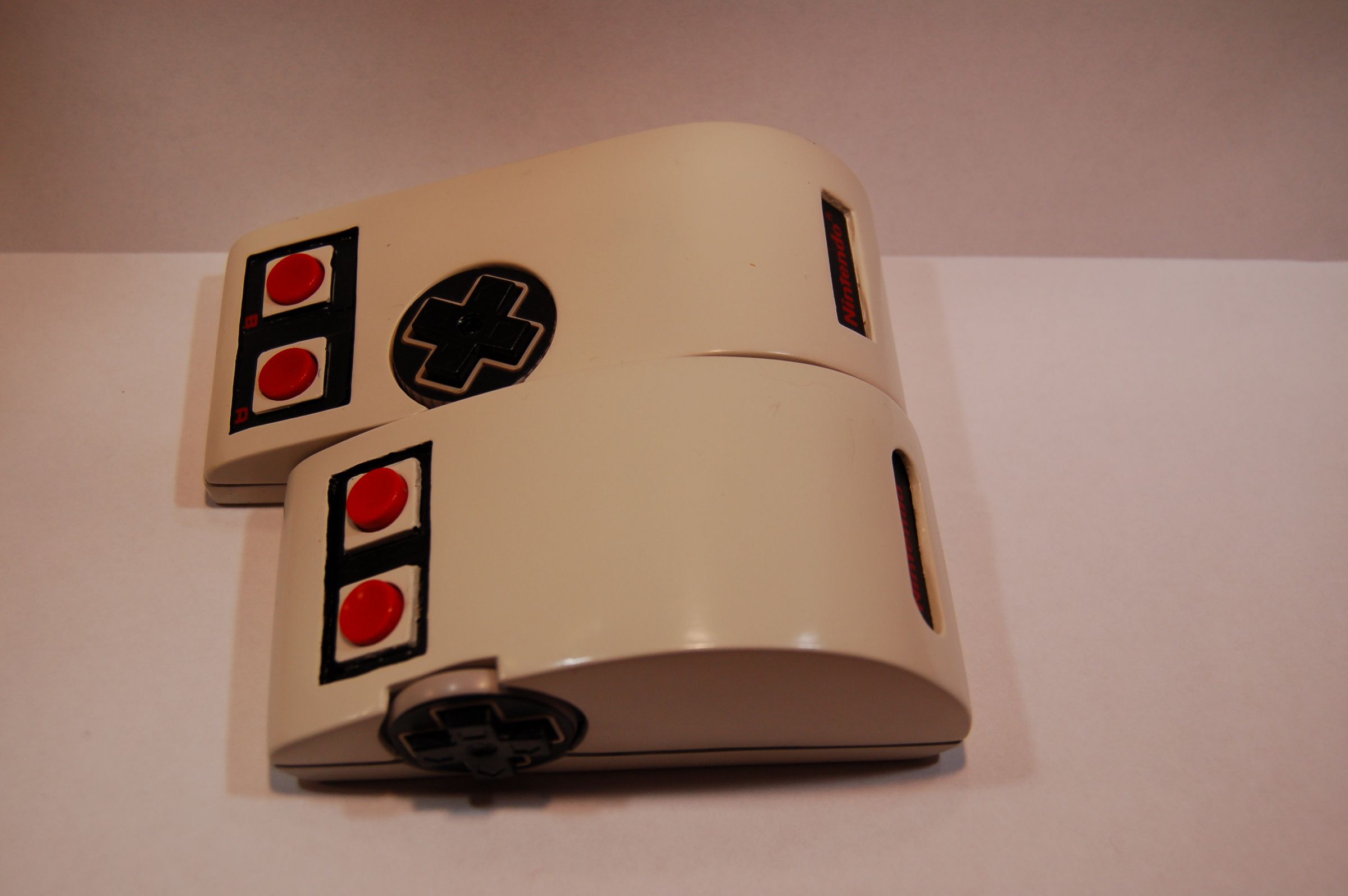 Wireless Mouse in a Nes Gamepad 3 : 8 Steps (with Pictures) - Instructables