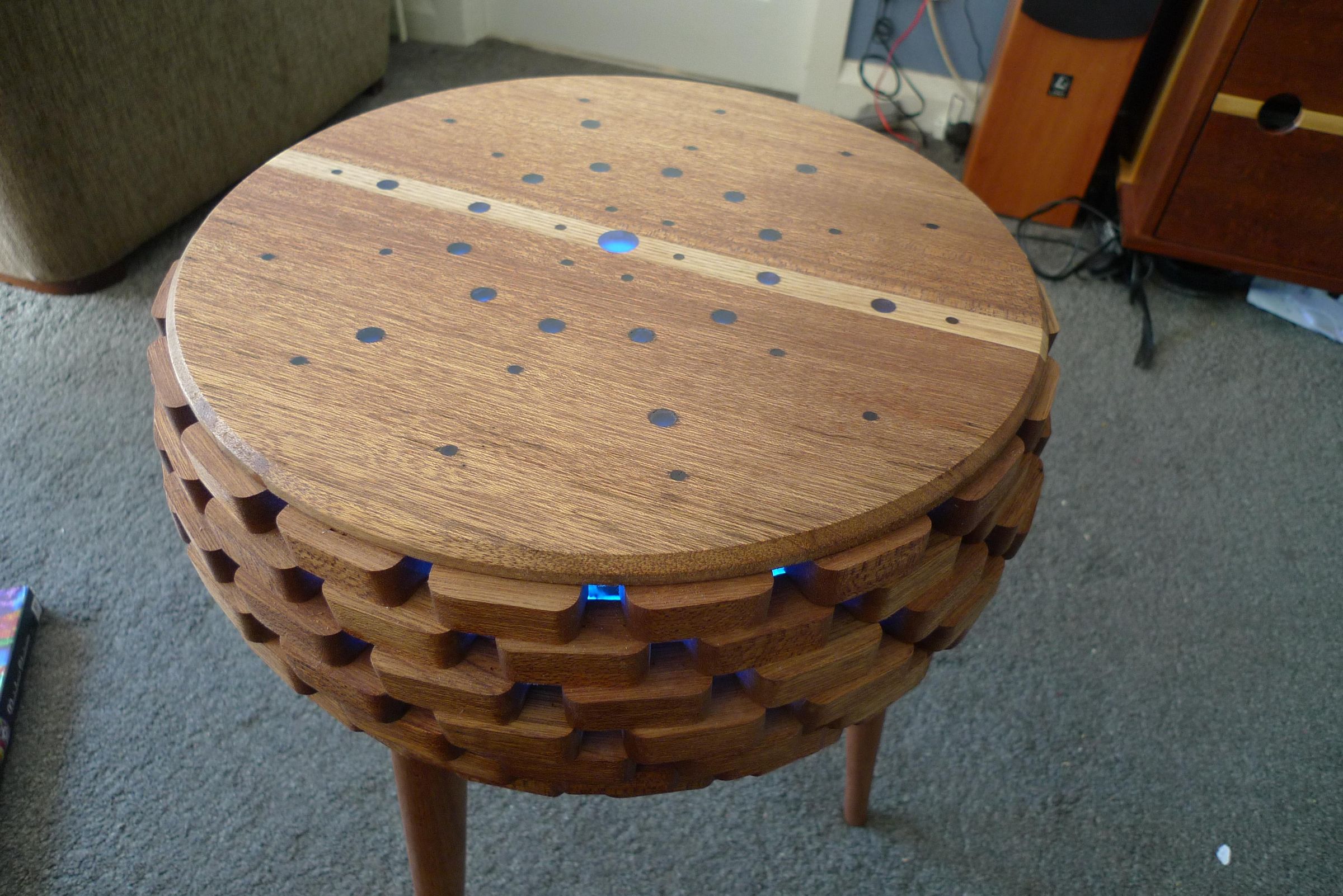 Segmented Sidetable Lamp : 10 Steps (with Pictures) - Instructables
