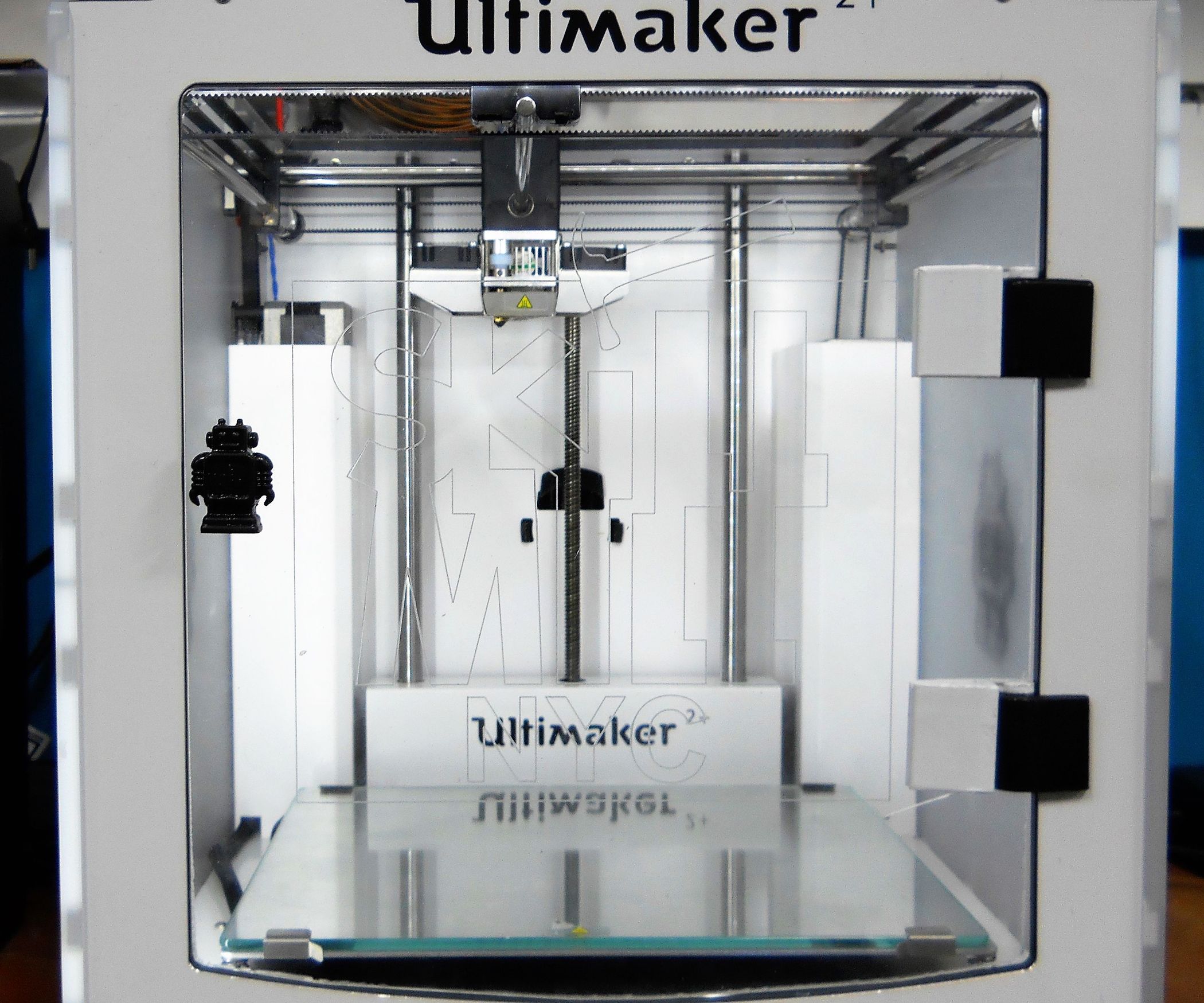 Ultimaker 2+ Hinged Door : 5 Steps (with Pictures) - Instructables