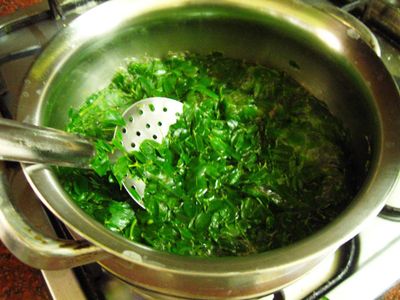 How to Cook Moringa Leaves : 7 Steps (with Pictures) - Instructables