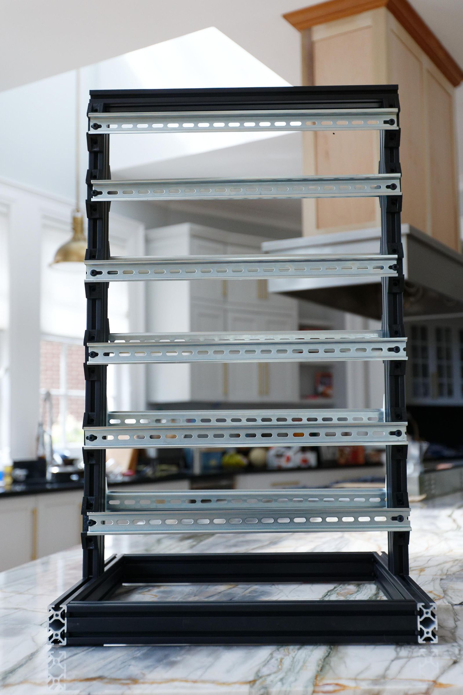 A Simple Method to Organize Your in Electronics Projects Using DIN Rail ...