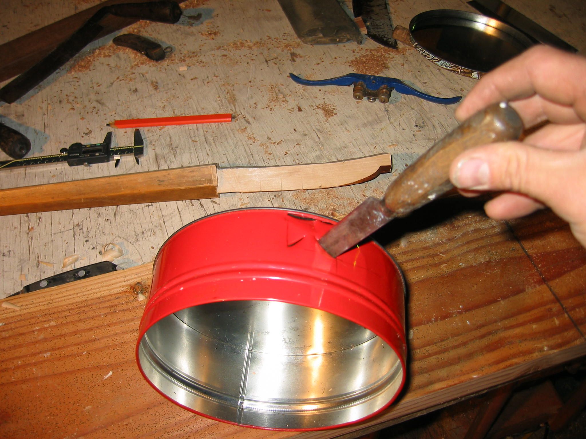 Cookie Tin Banjo Part 4: Bed Post Banjo : 16 Steps (with Pictures ...