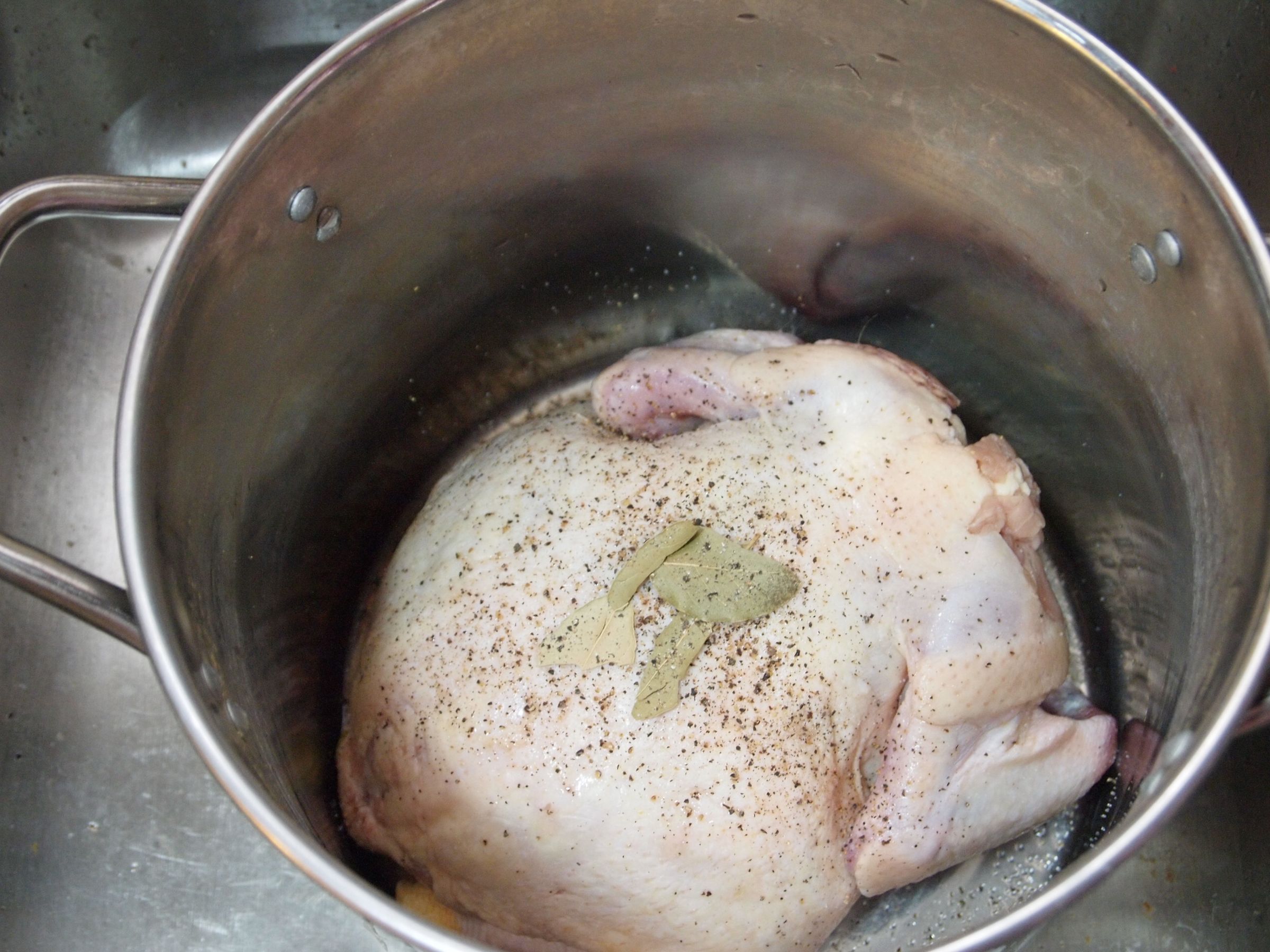 Delicious Homemade Chicken Broth (with Pictures) - Instructables