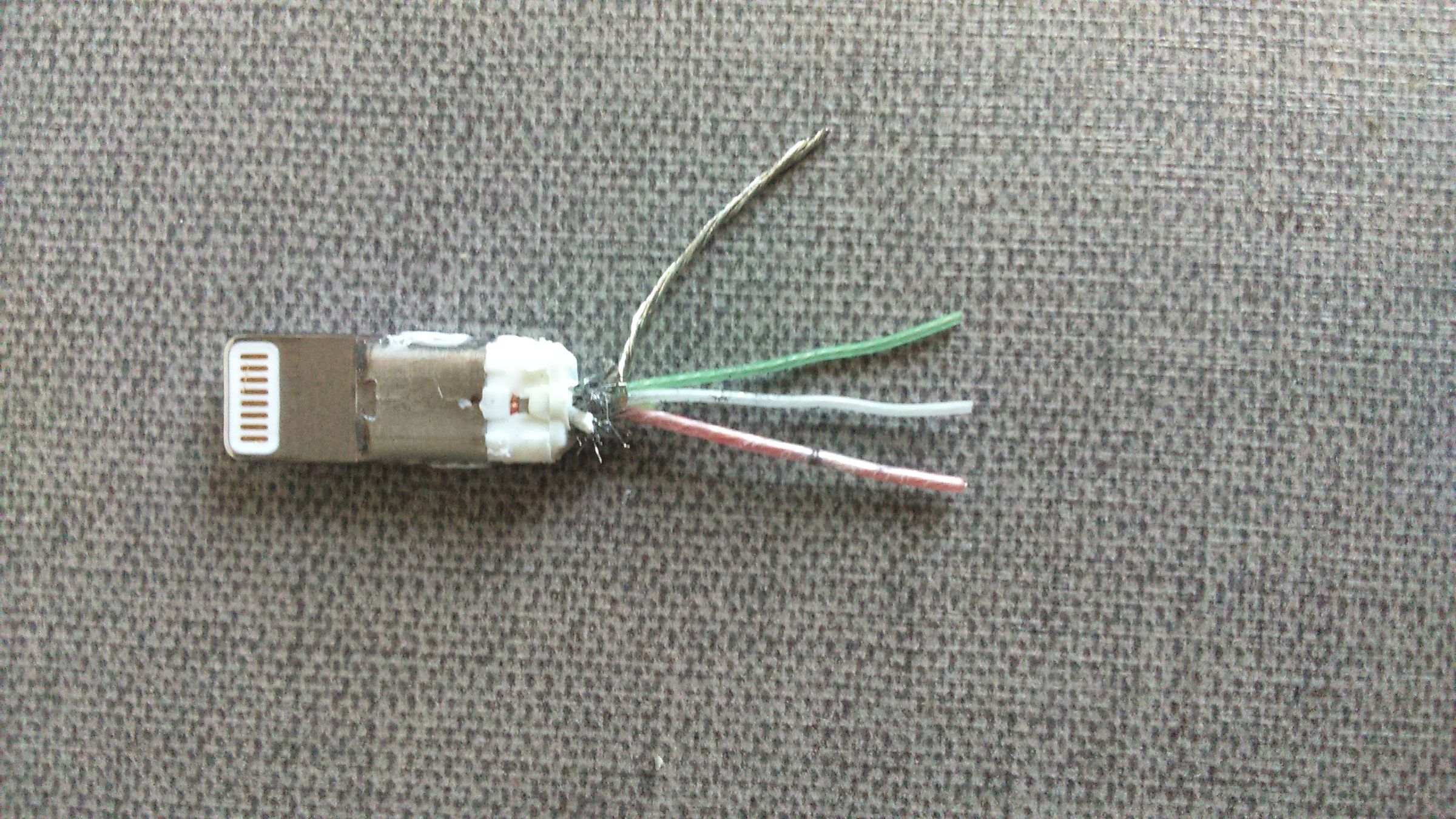 How to Fix the Cable Lightning Apple : 4 Steps (with Pictures ...