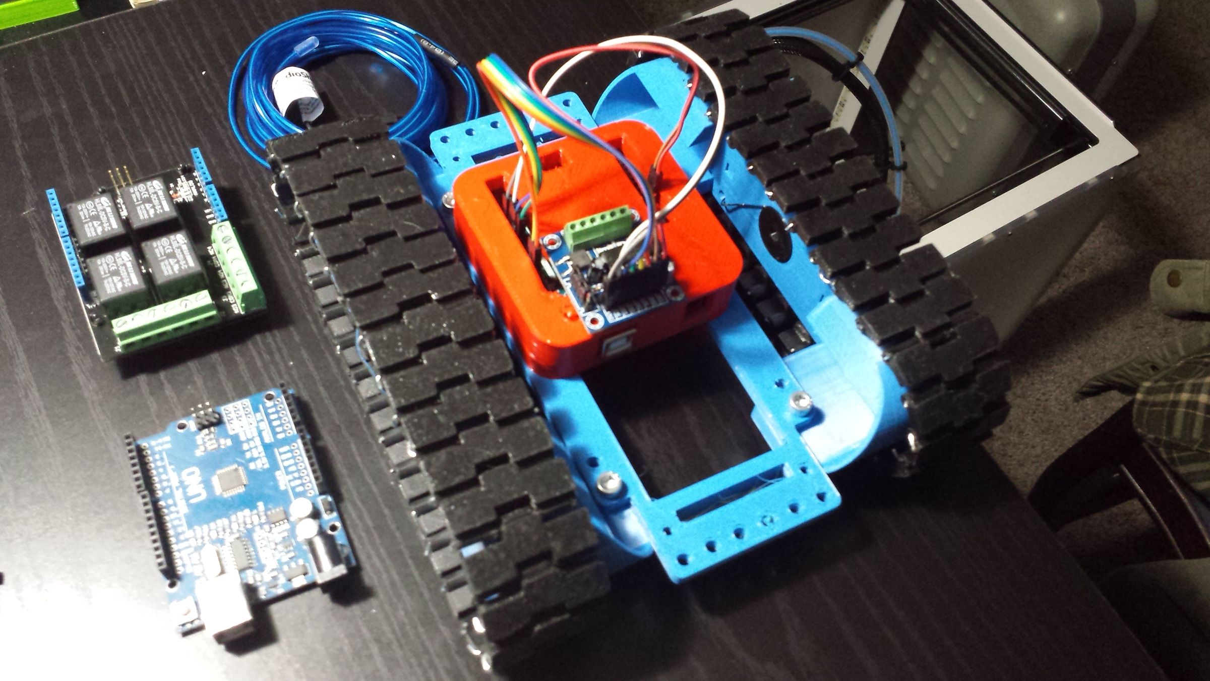 Arduino Line Follower Robot With Pololu QTR-8RC and L293D Motor Driver ...