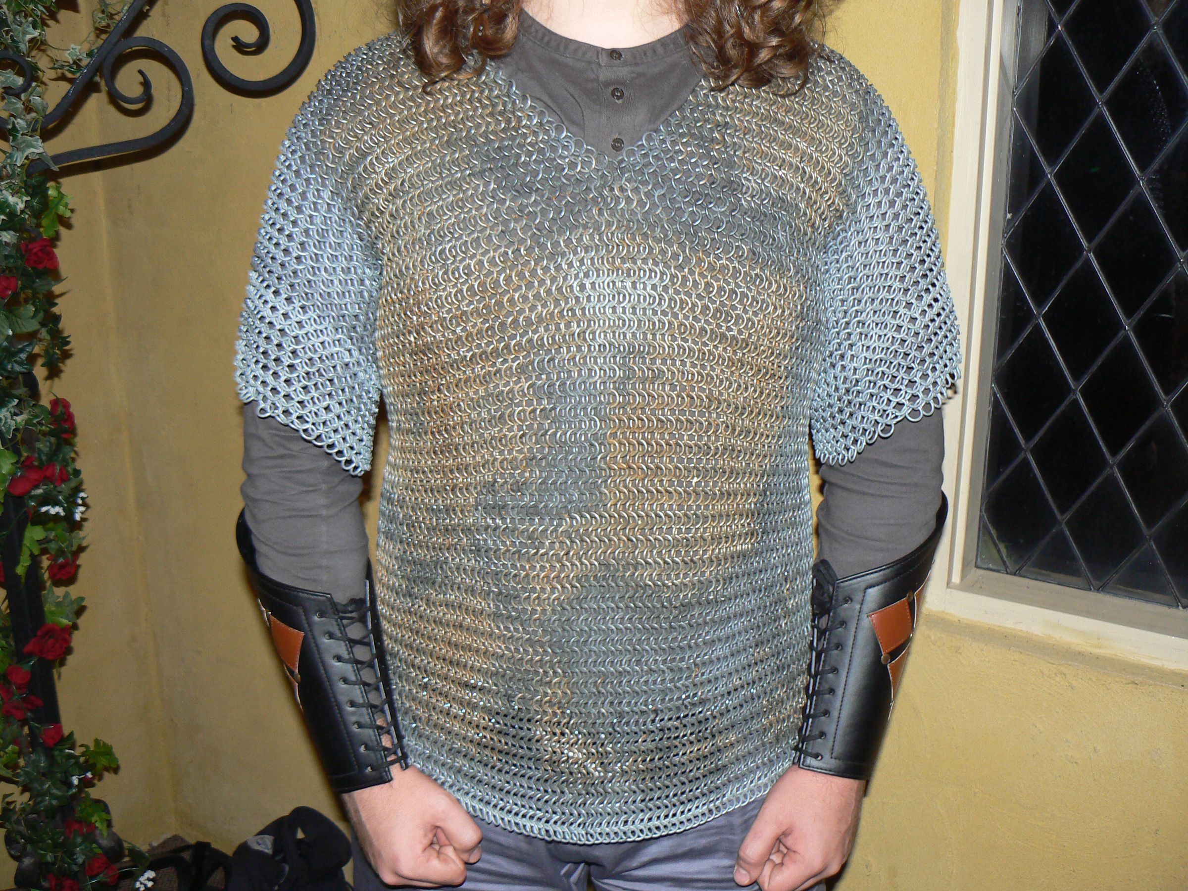 How to Make a Chainmail Shirt : 8 Steps (with Pictures) - Instructables