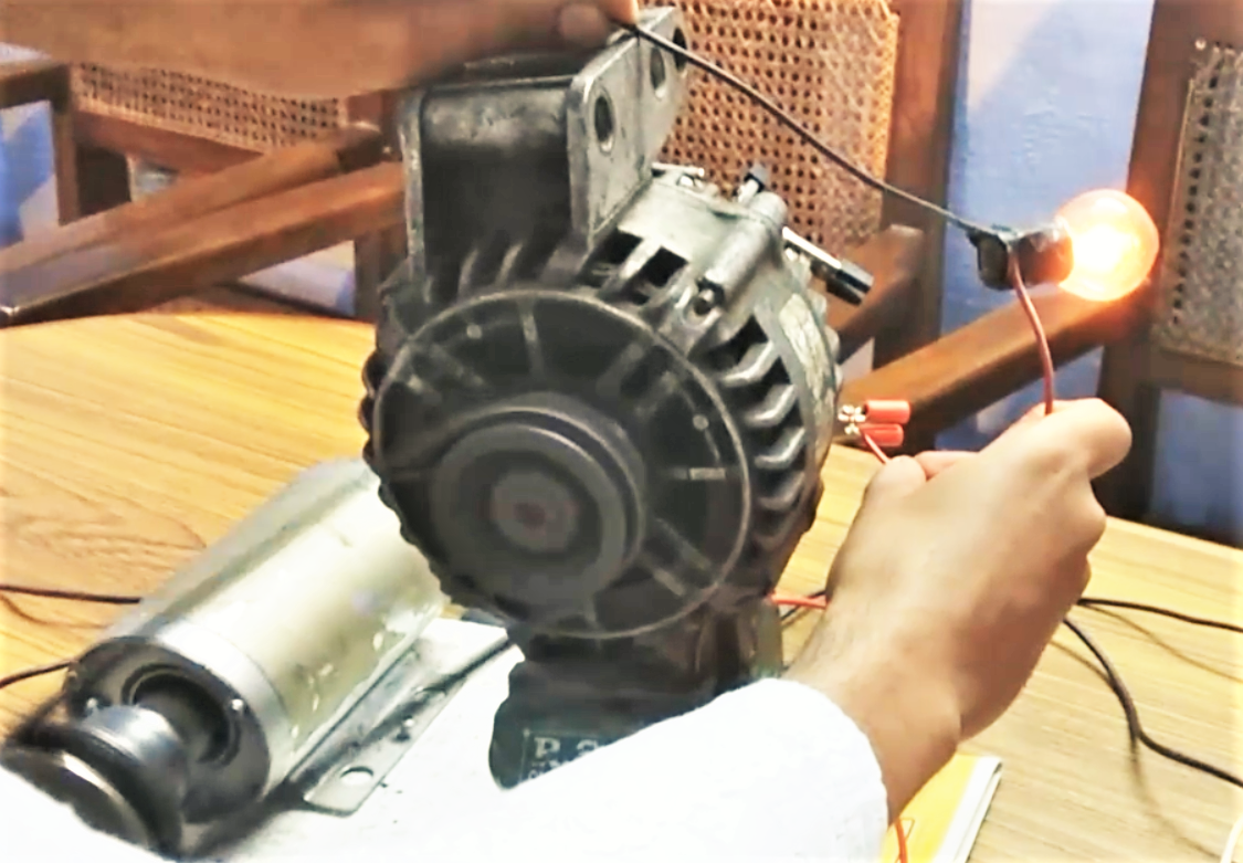 Self Excite an Alternator Without Any DC Generator, Capacitor Bank or ...