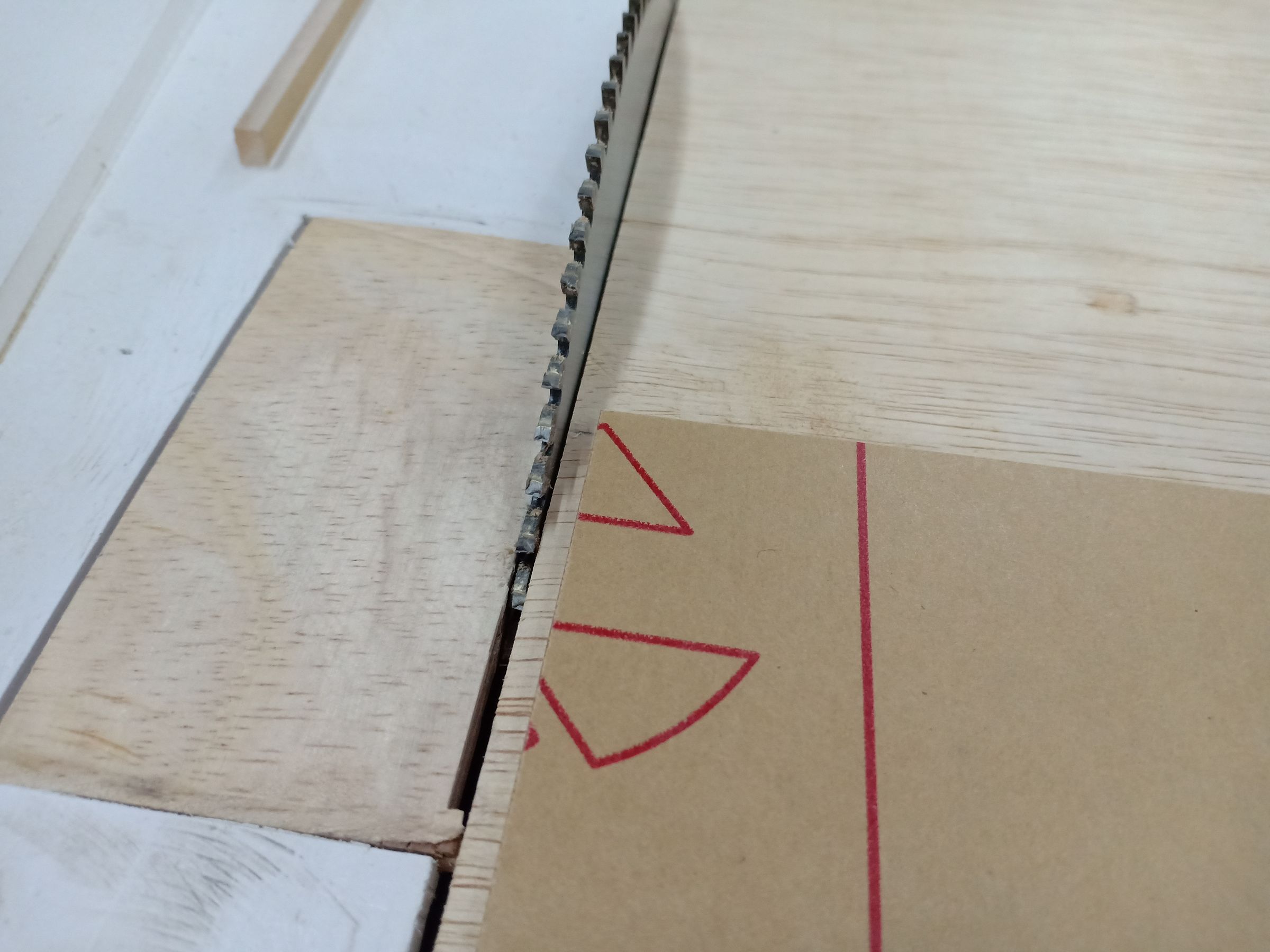 Make Sliding Table Saw Cut Square (without Squaring Tool) : 11 Steps ...