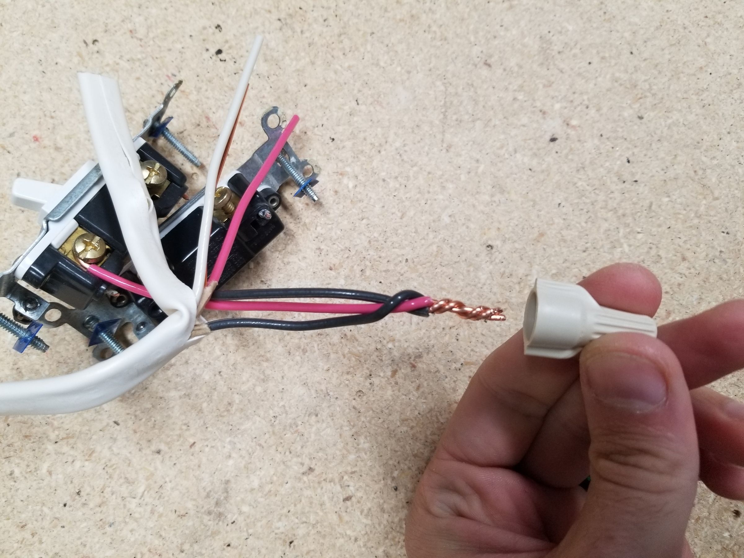 How to Make Electrical Pigtails : 7 Steps (with Pictures) - Instructables