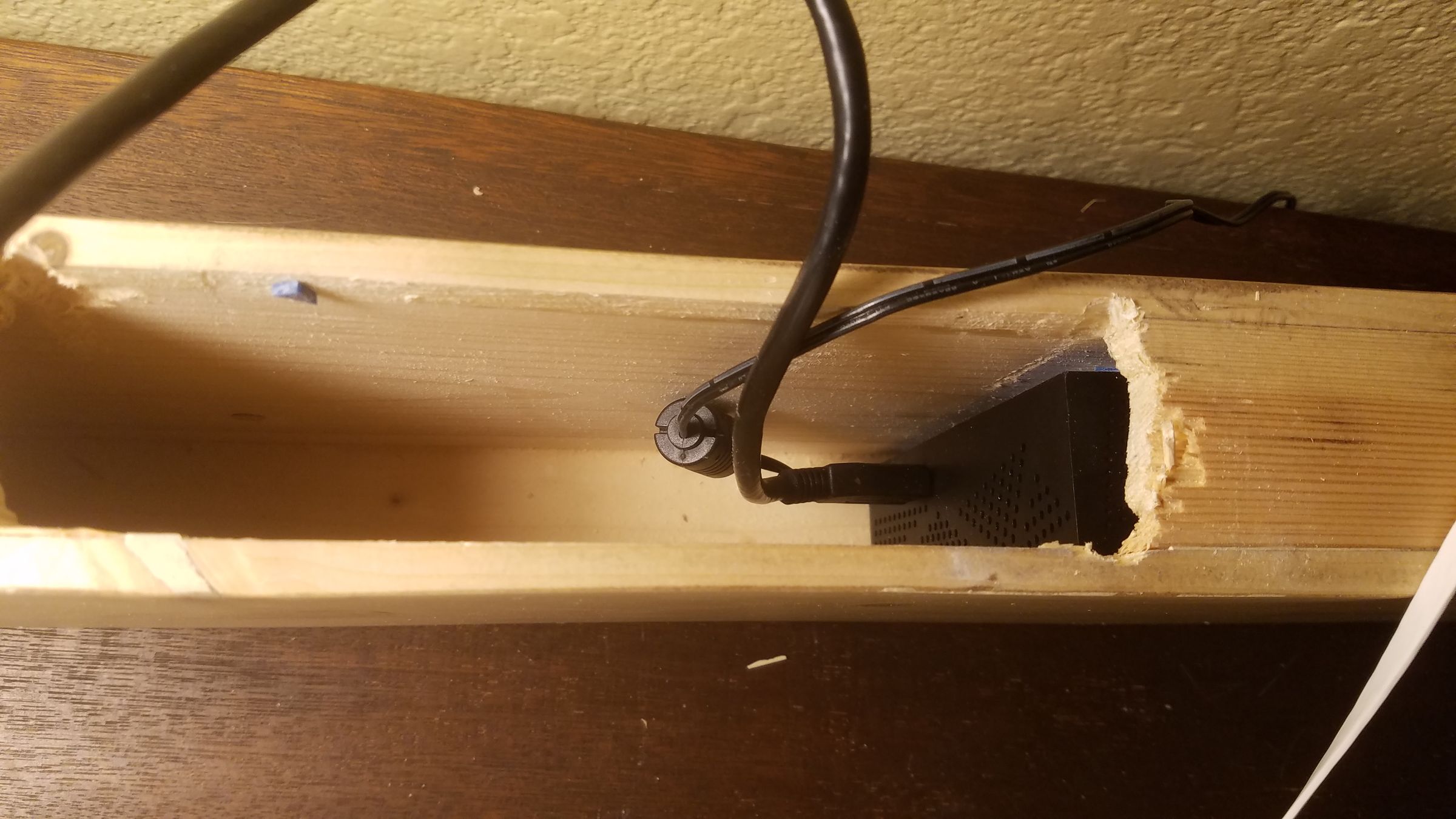 Powered Monitor Stand Hack : 11 Steps (with Pictures) - Instructables