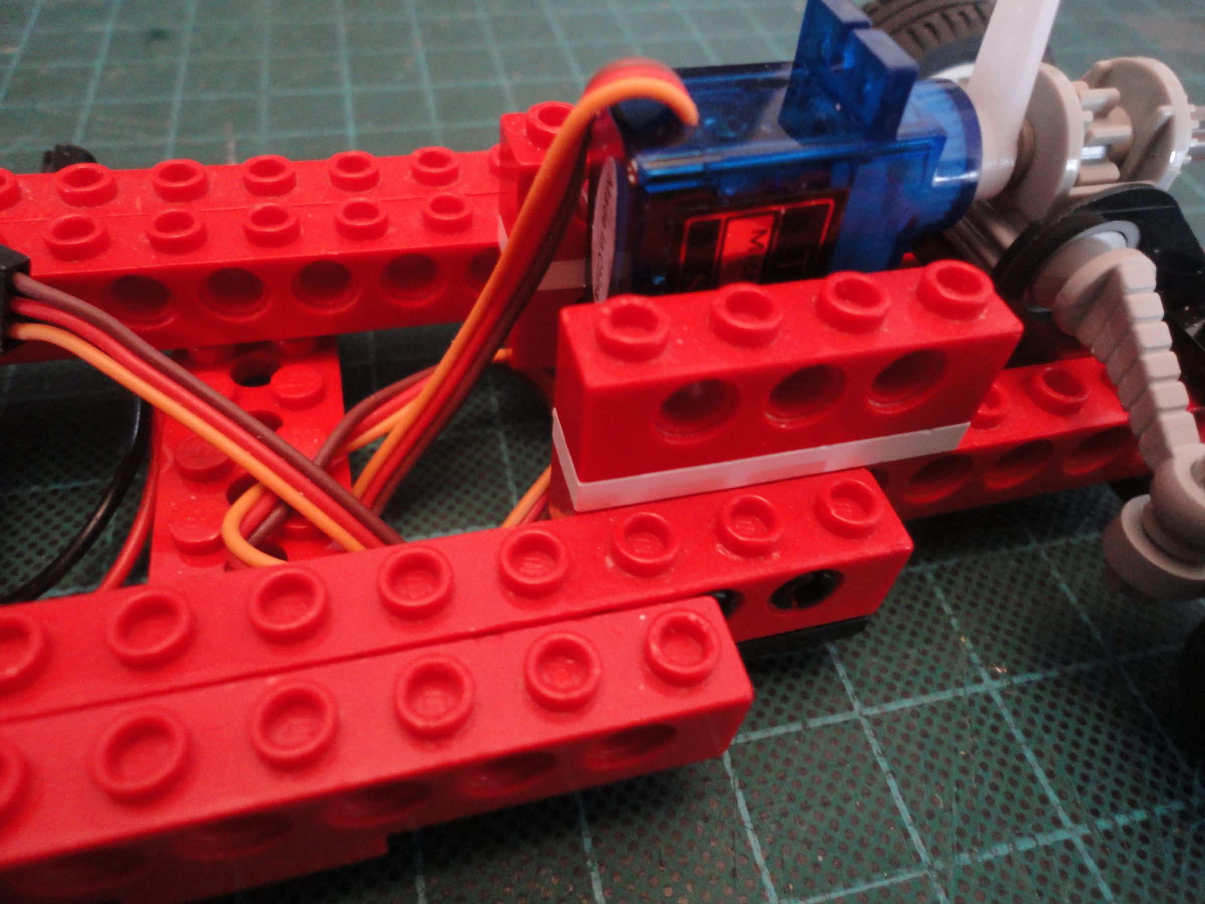 Wireless Lego Race Car : 13 Steps (with Pictures) - Instructables
