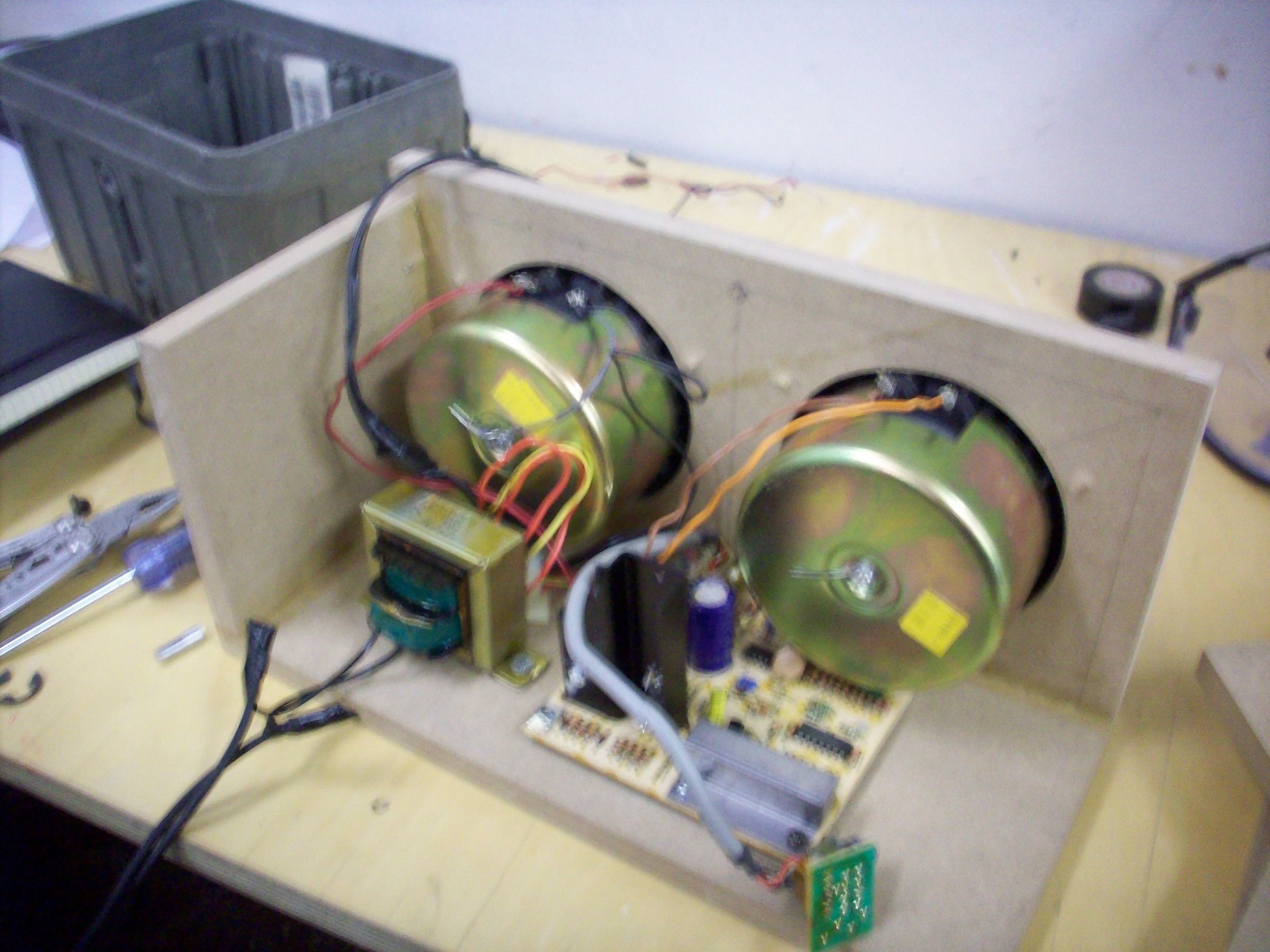 Speaker Box : 10 Steps - Instructables