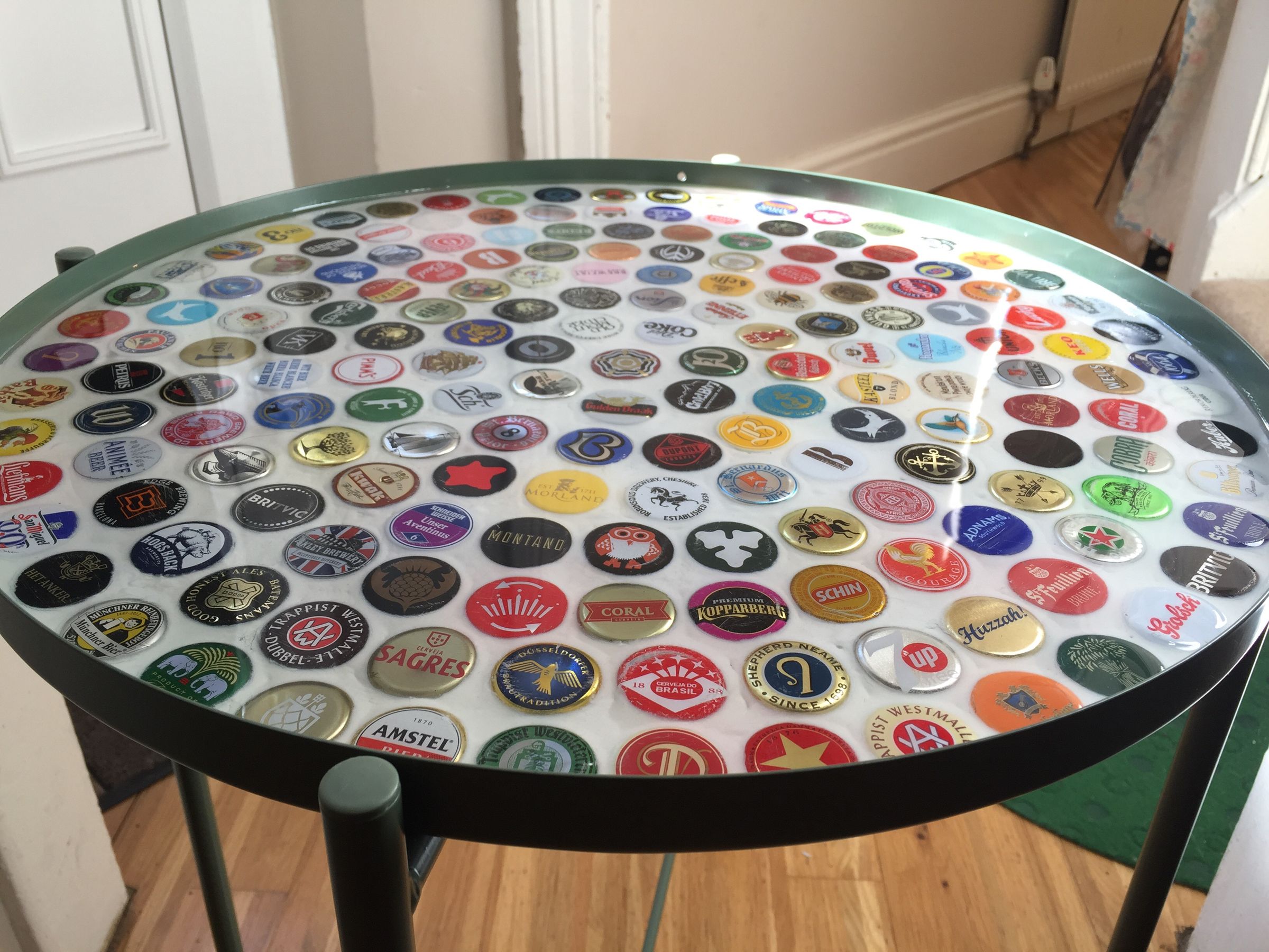 Bottle Cap Tray Table With Grout and Resin : 8 Steps (with Pictures ...