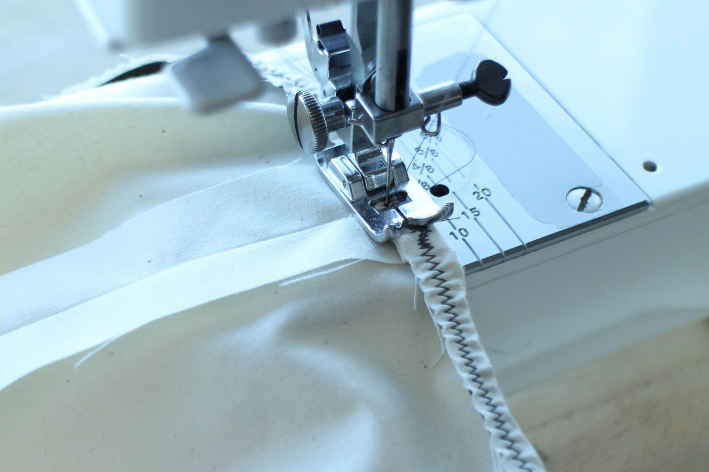 Gathering and Sewing Elastic : 6 Steps - Instructables