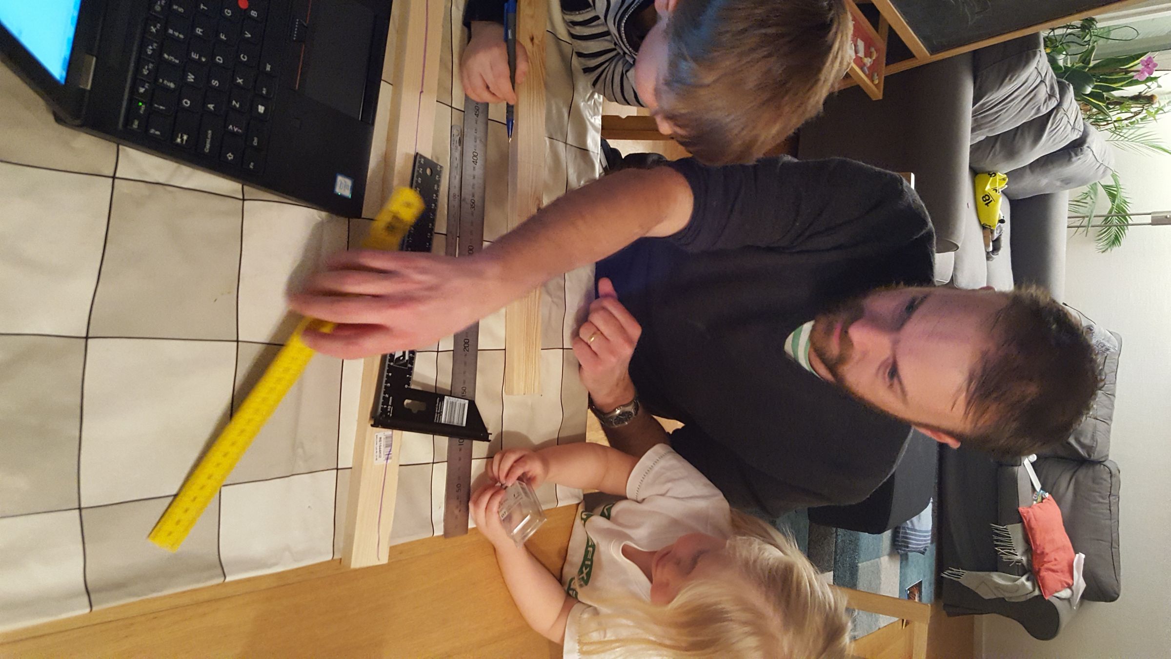 Zacks Toy Crane (with Plans) : 11 Steps (with Pictures) - Instructables