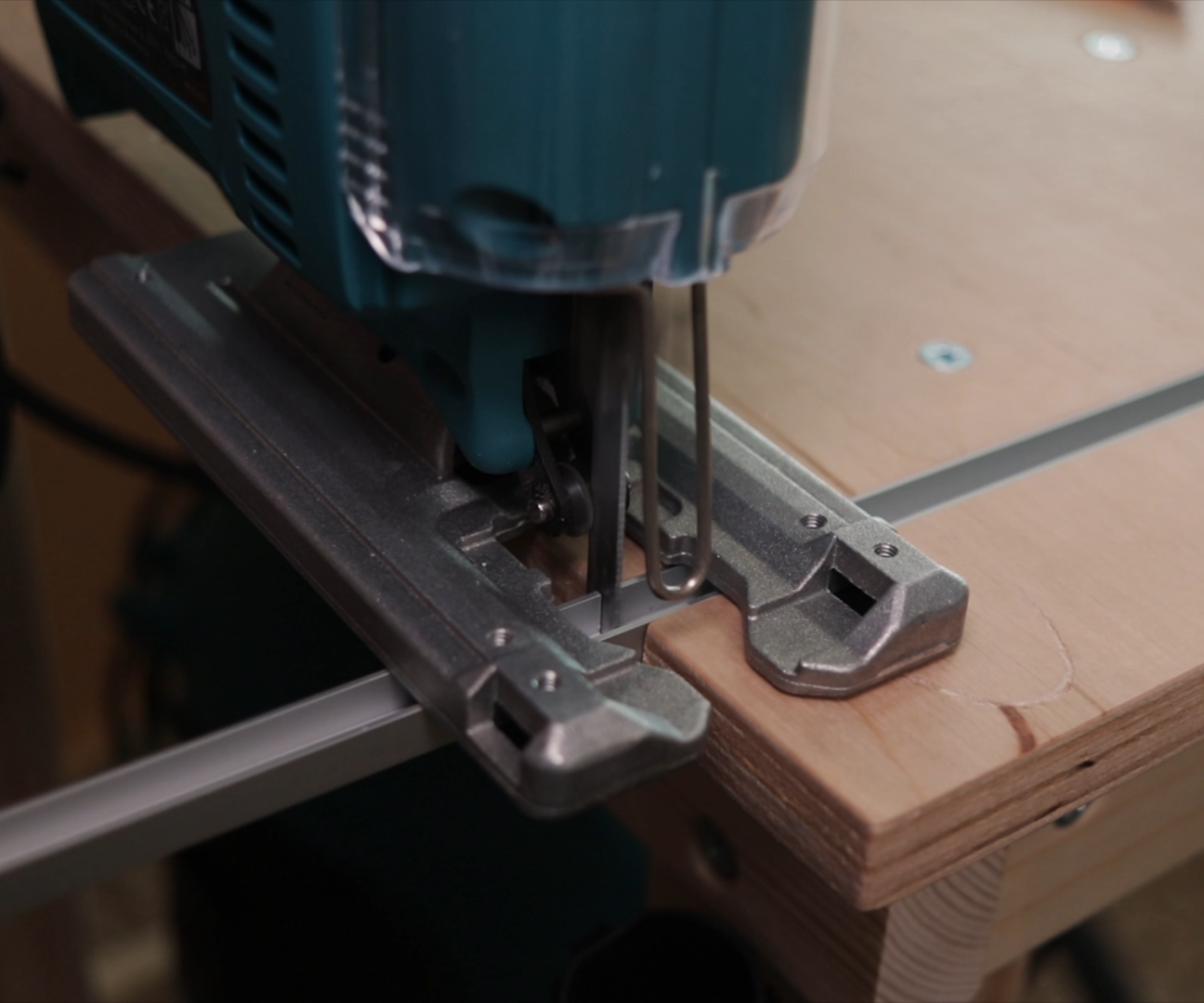 Jigsaw Table Like Table Saw?! : 21 Steps (with Pictures) - Instructables