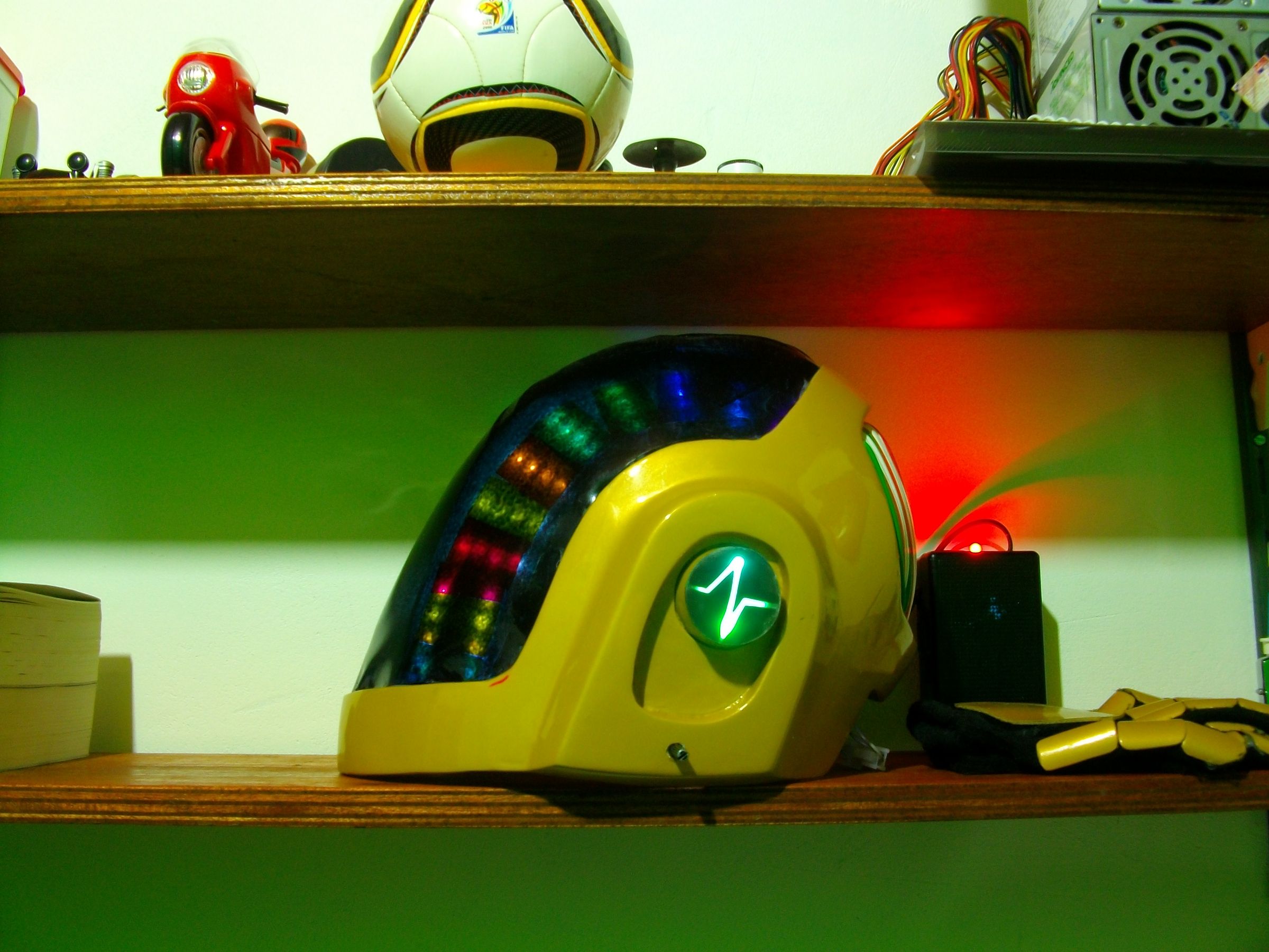 How to Make a Cosplay Helmet! : 14 Steps (with Pictures) - Instructables
