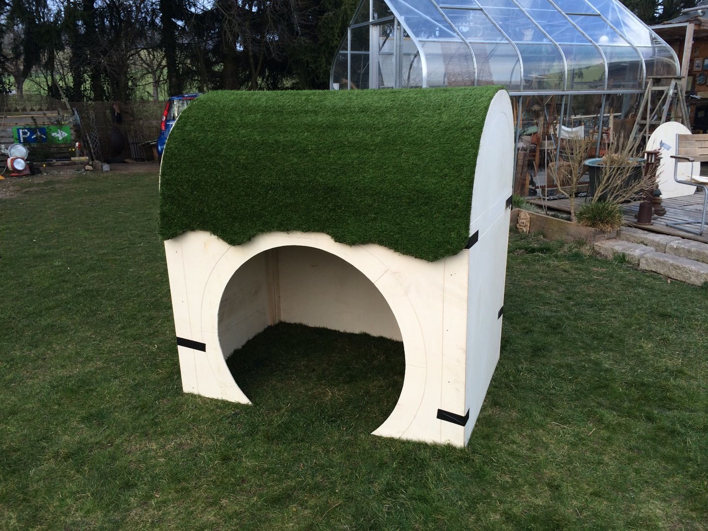 Hobbit Playhouse : 10 Steps (with Pictures) - Instructables