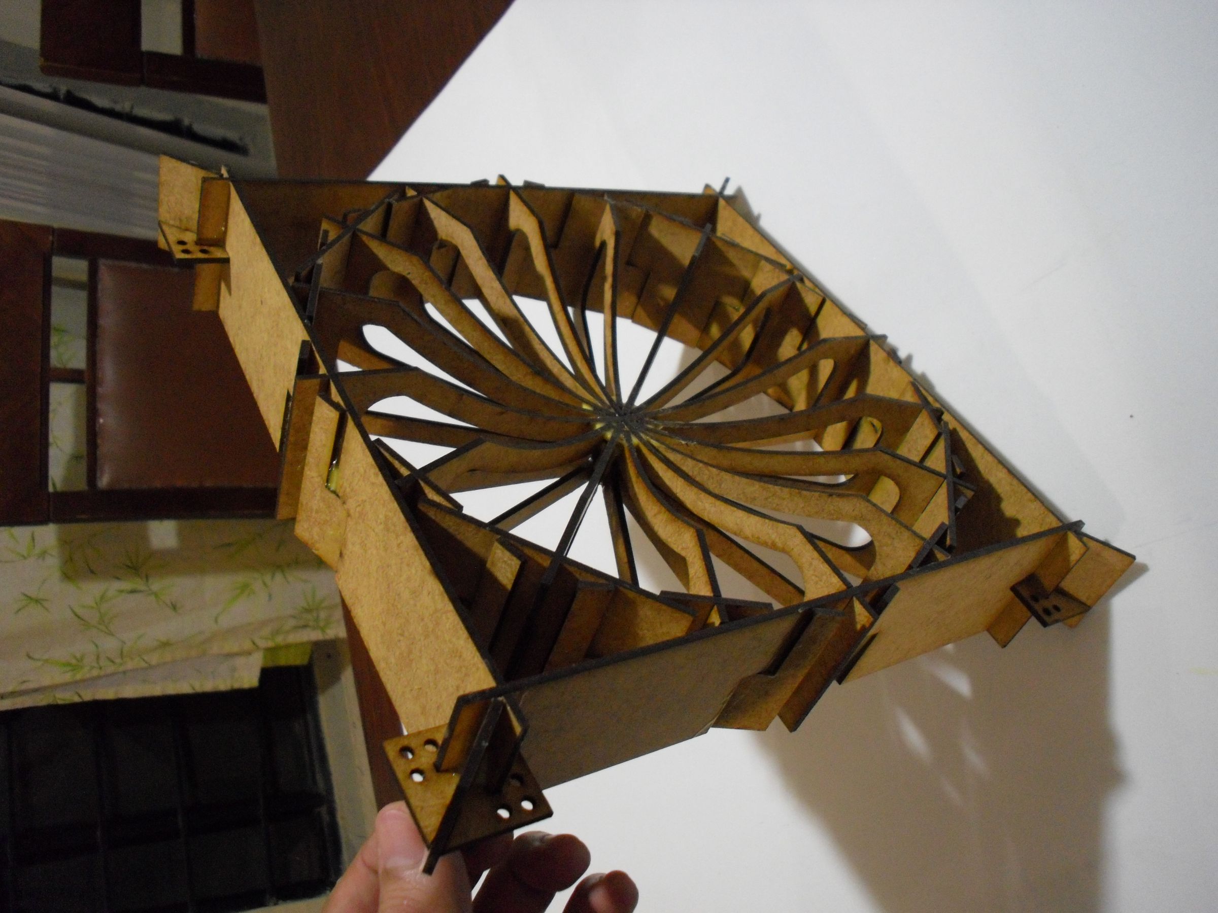 DIY - Holographic Parabolic Mirrors - the Mirascope : 8 Steps (with ...