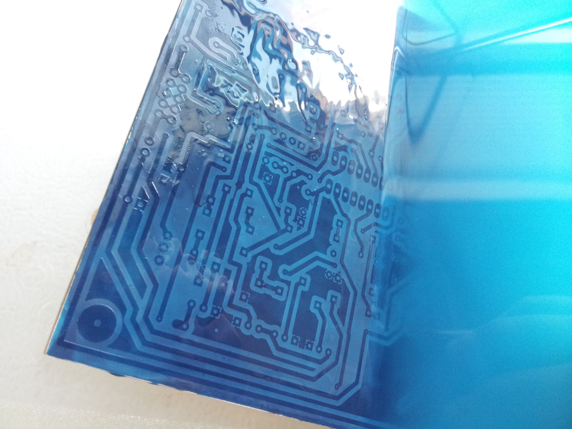 DIY PCB Using Liquid Photoresist : 6 Steps (with Pictures) - Instructables