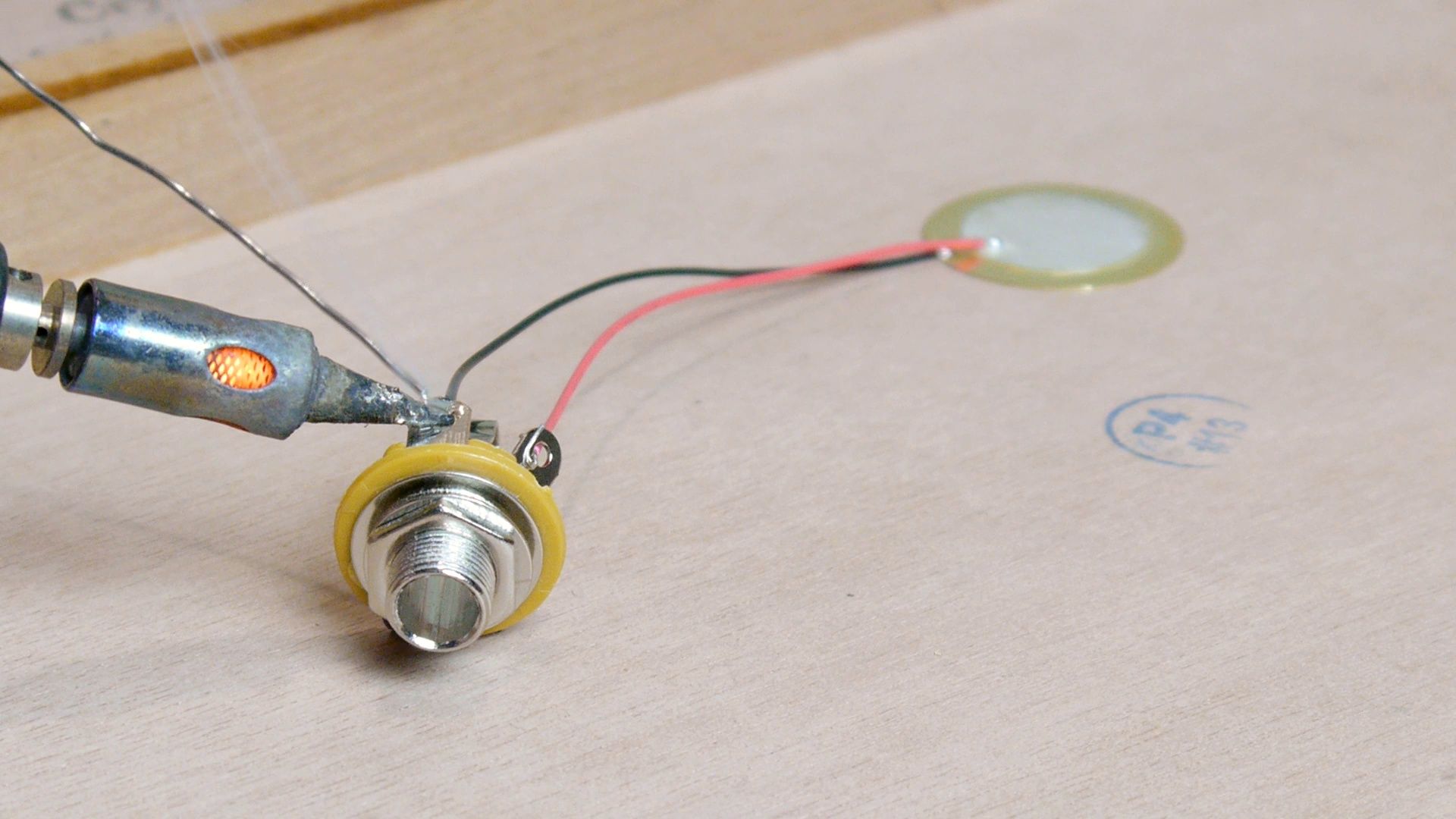 Cigar Box Stomp Box : 7 Steps (with Pictures) - Instructables