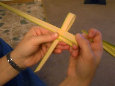 How to Make Palm Crosses : 16 Steps (with Pictures) - Instructables