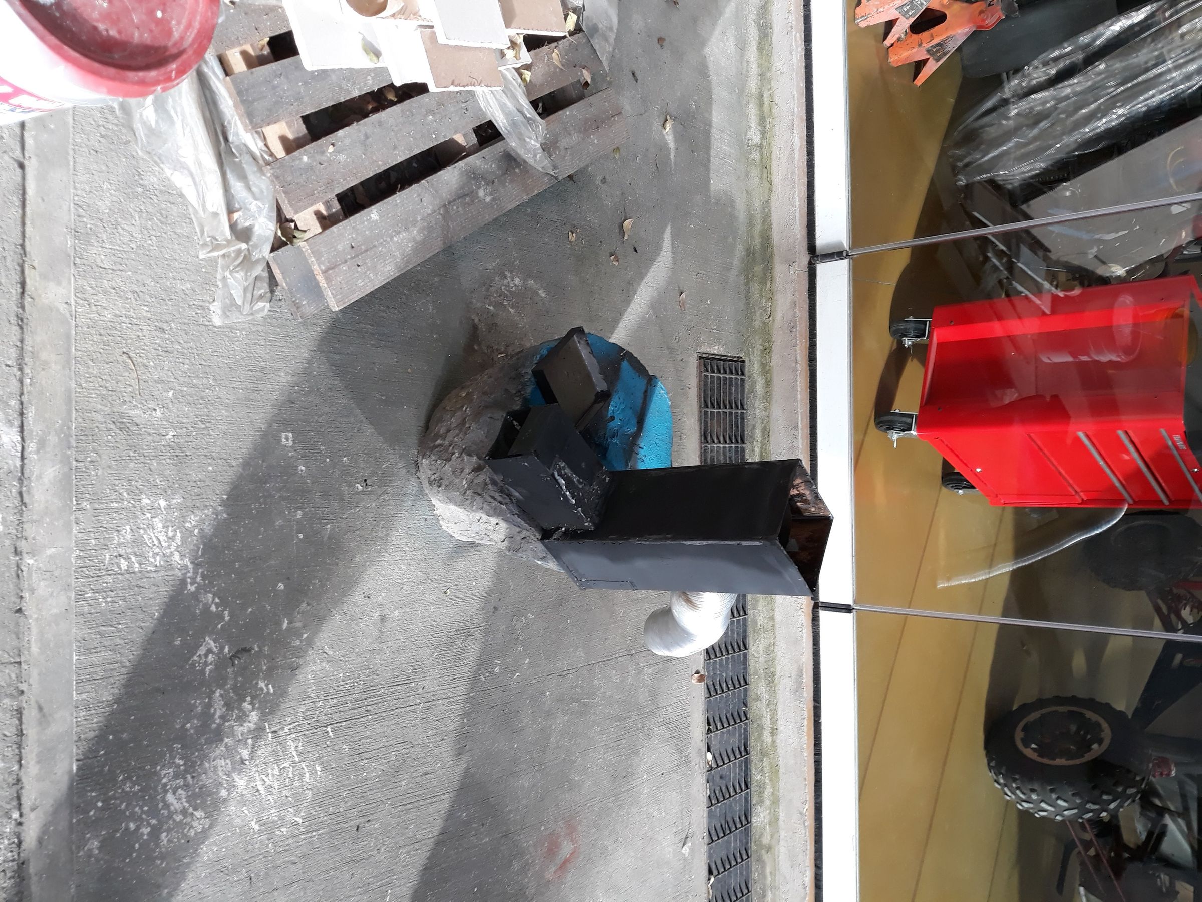 Rocket Vortex Stove : 5 Steps - Instructables