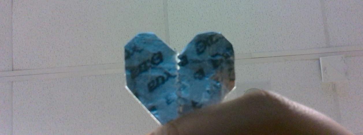 Easy Steps Gum Wrapper Heart : 7 Steps - Instructables