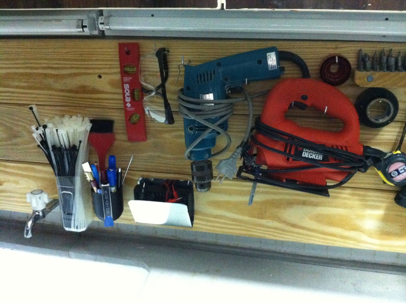 Tools Wall Mount : 18 Steps (with Pictures) - Instructables