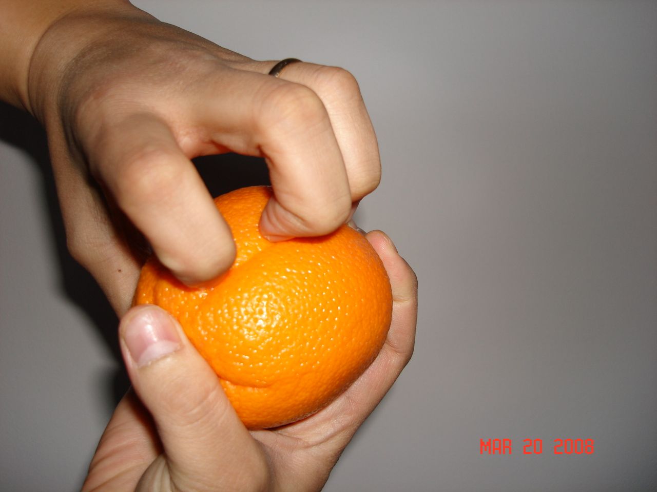 Easiest (cleanest) Way to Open an Orange : 4 Steps - Instructables