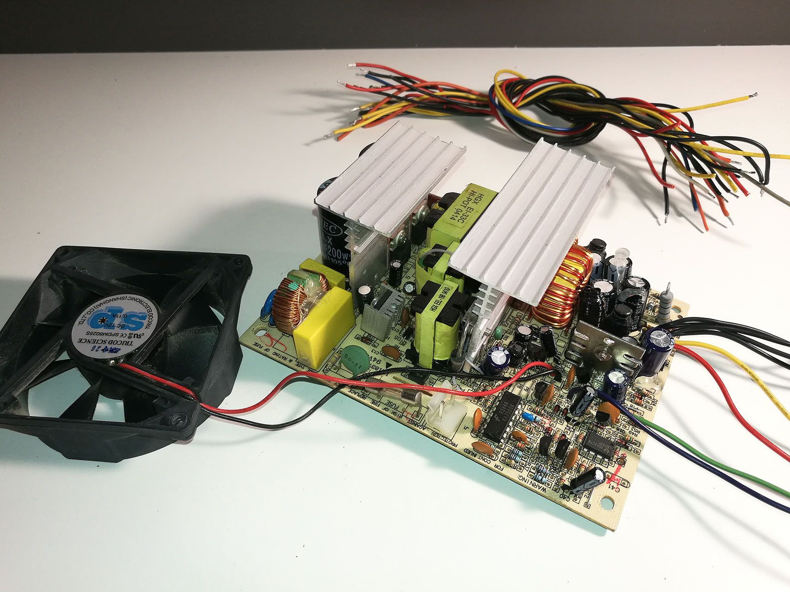 Laboratory Power Supply From Old ATX : 8 Steps (with Pictures ...