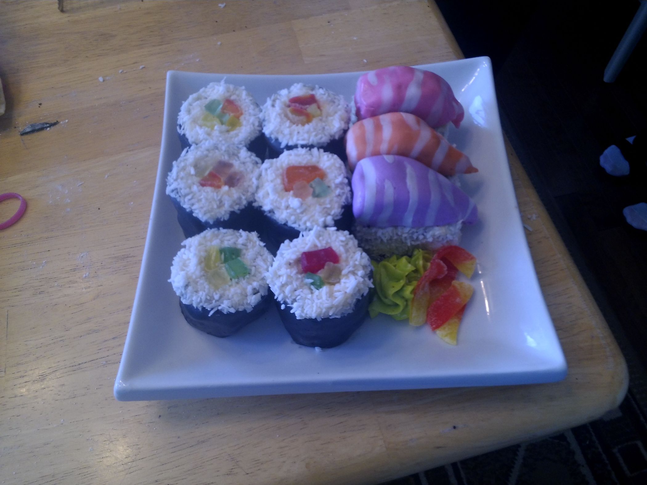 Sushi Cupcakes : 4 Steps (with Pictures) - Instructables
