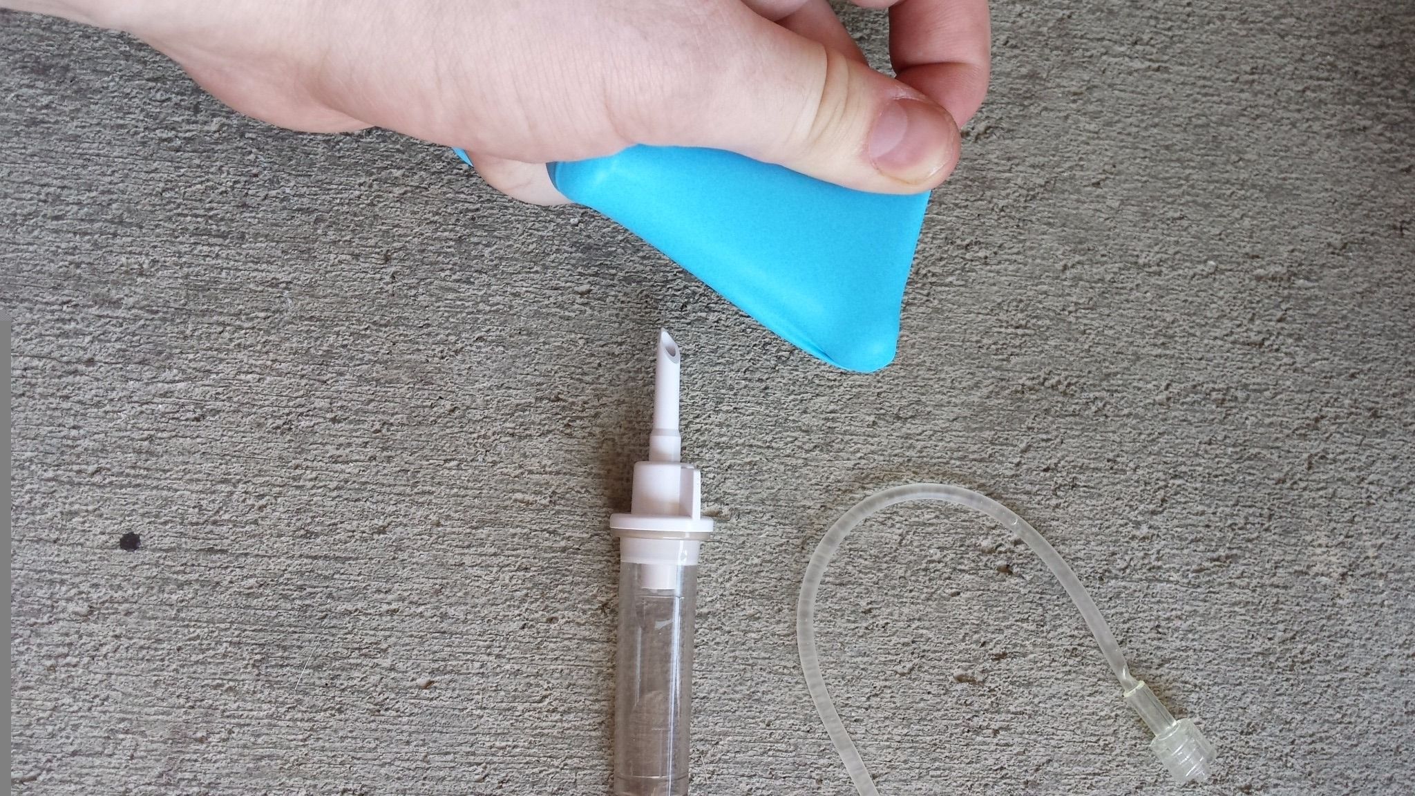 Portable IV Drip Watering System : 3 Steps - Instructables
