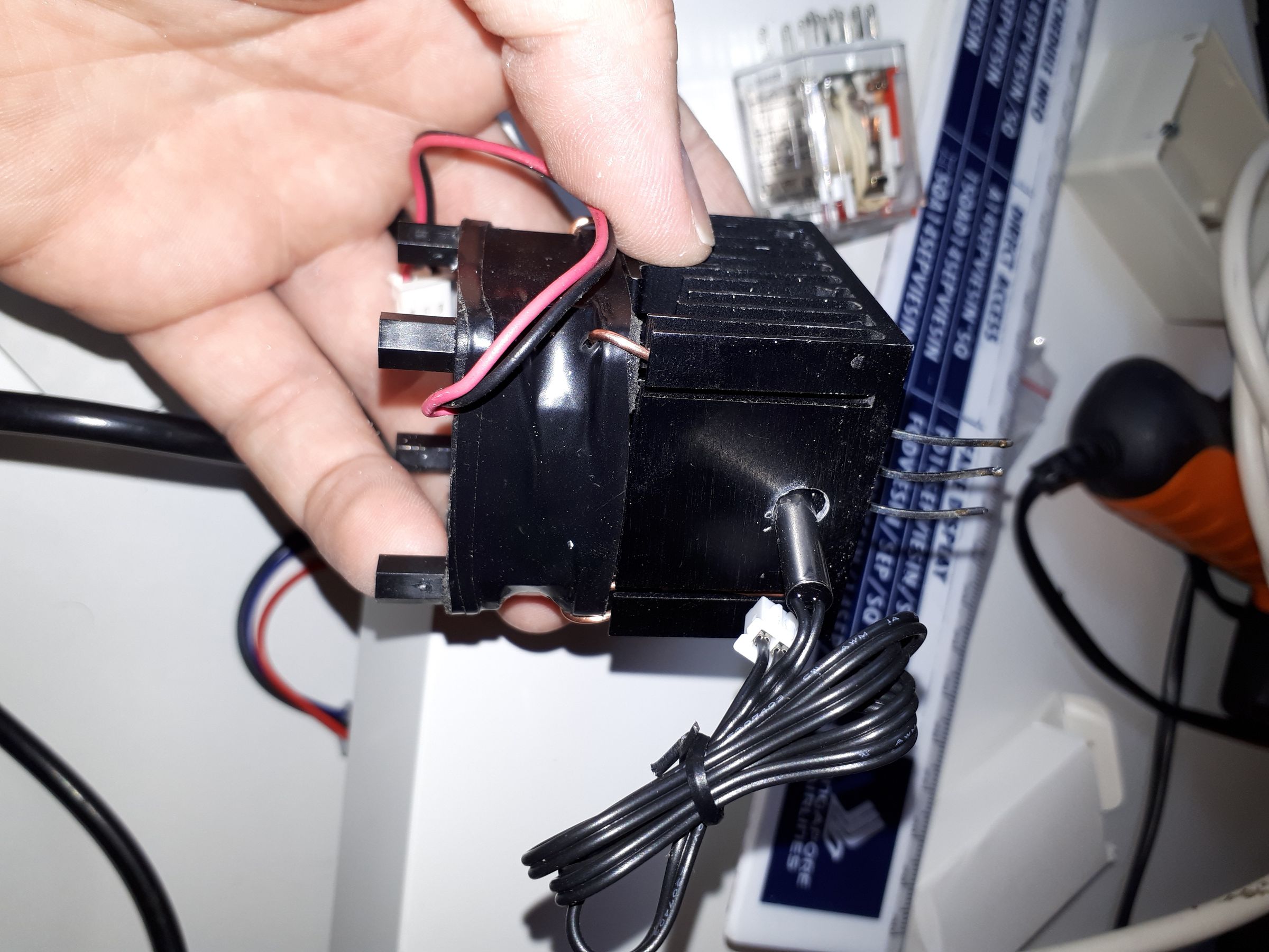 Compact Regulated PSU - Power Supply Unit : 9 Steps (with Pictures ...