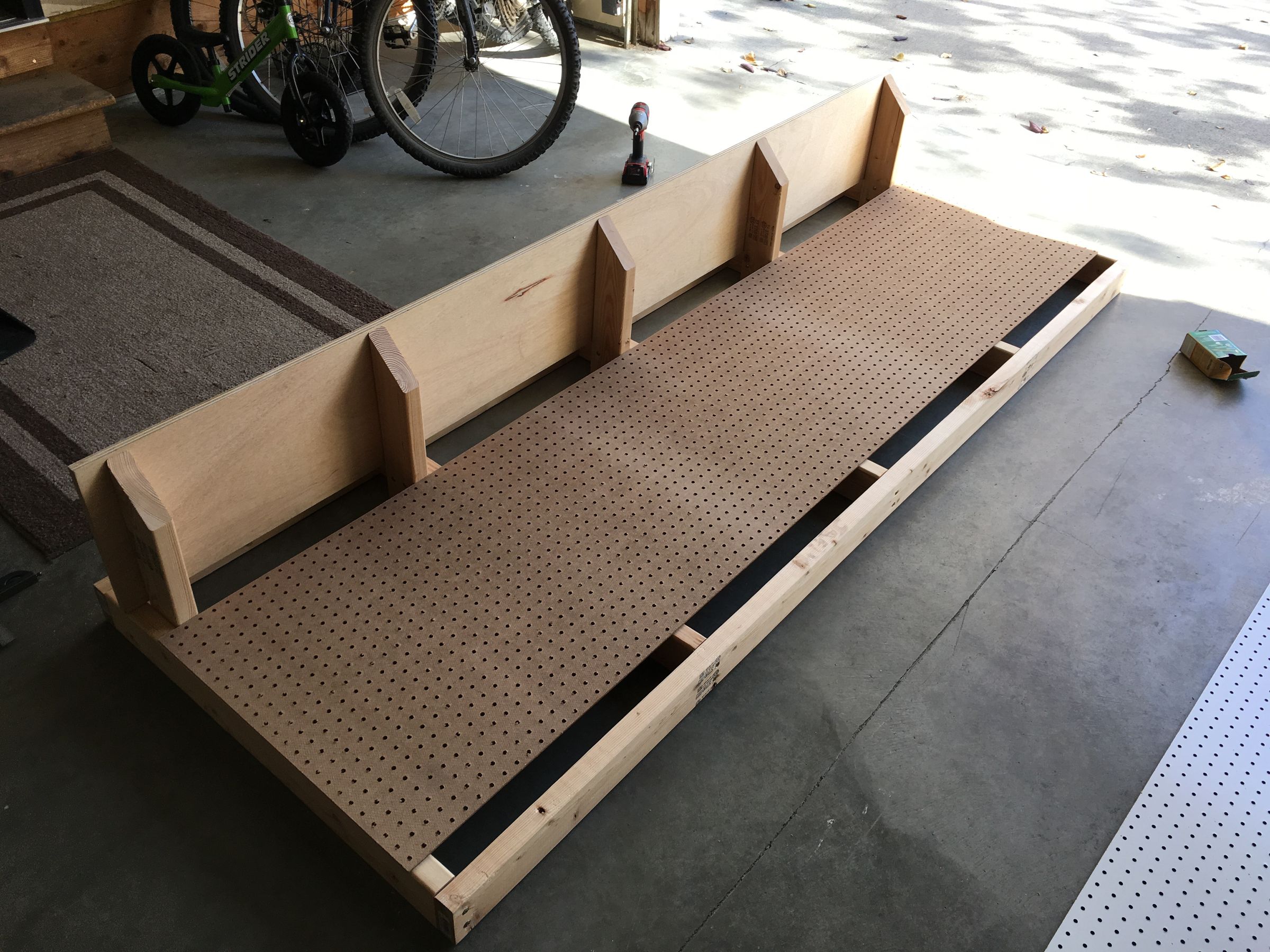 Customizable Work Bench : 7 Steps (with Pictures) - Instructables