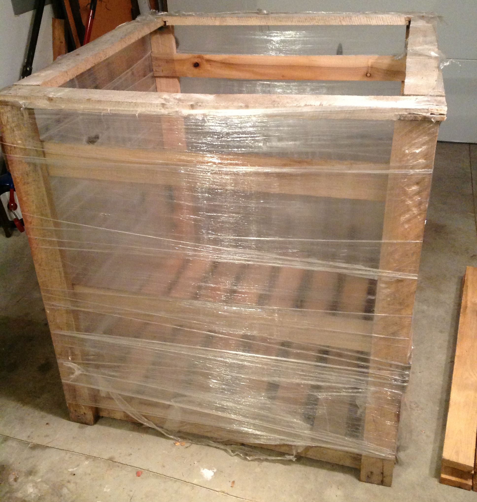 Raised Planter Bed From Pallets : 8 Steps (with Pictures) - Instructables